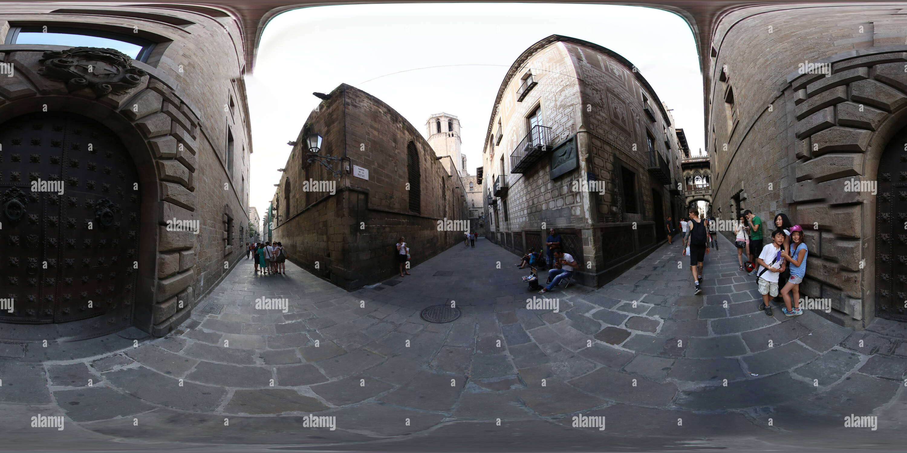 360° view of Barcelona Spain near Las Ramblas - Alamy