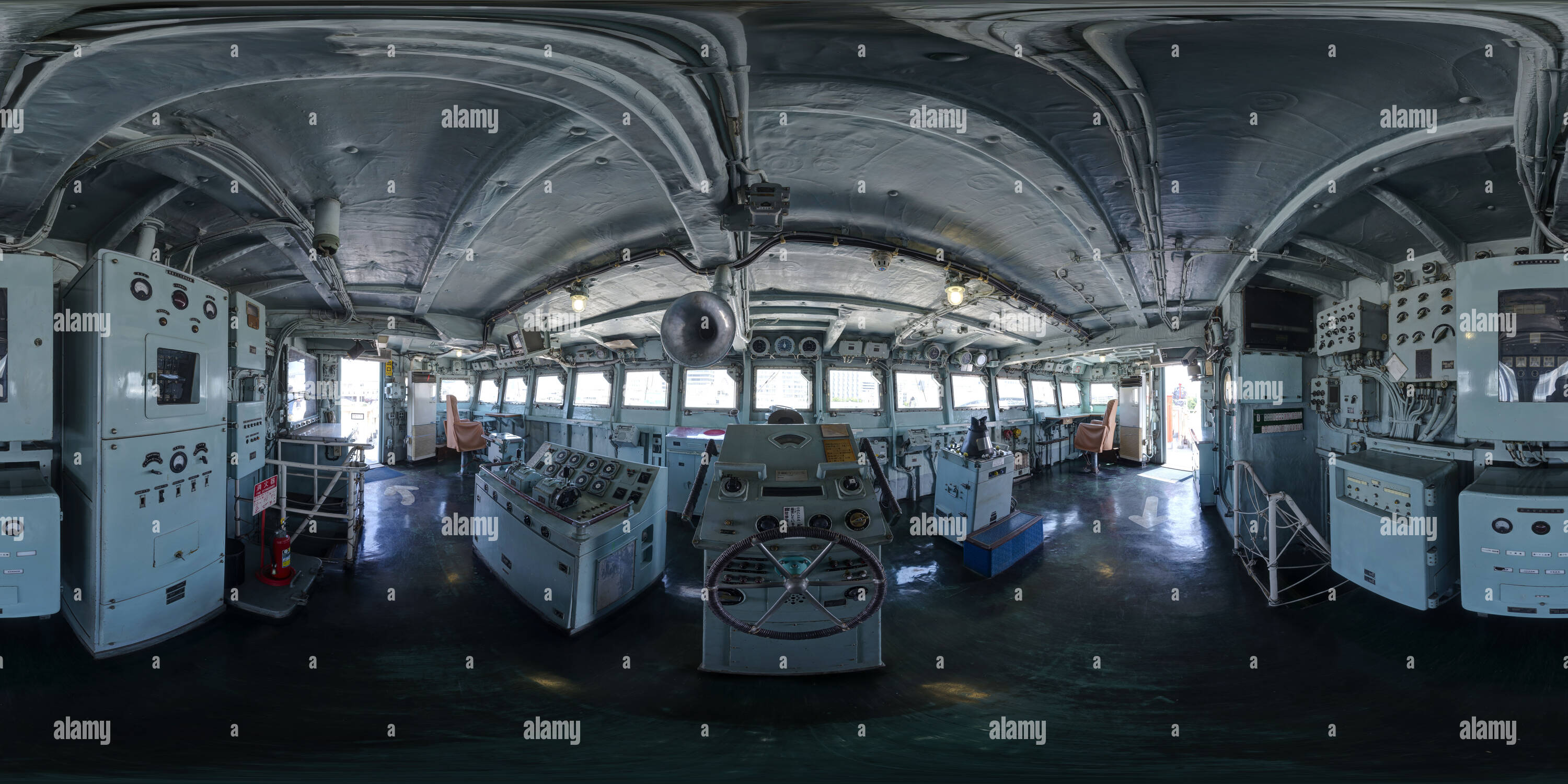 360° view of Bridge of Antarctic Exploration Ship "Fuji - Alamy