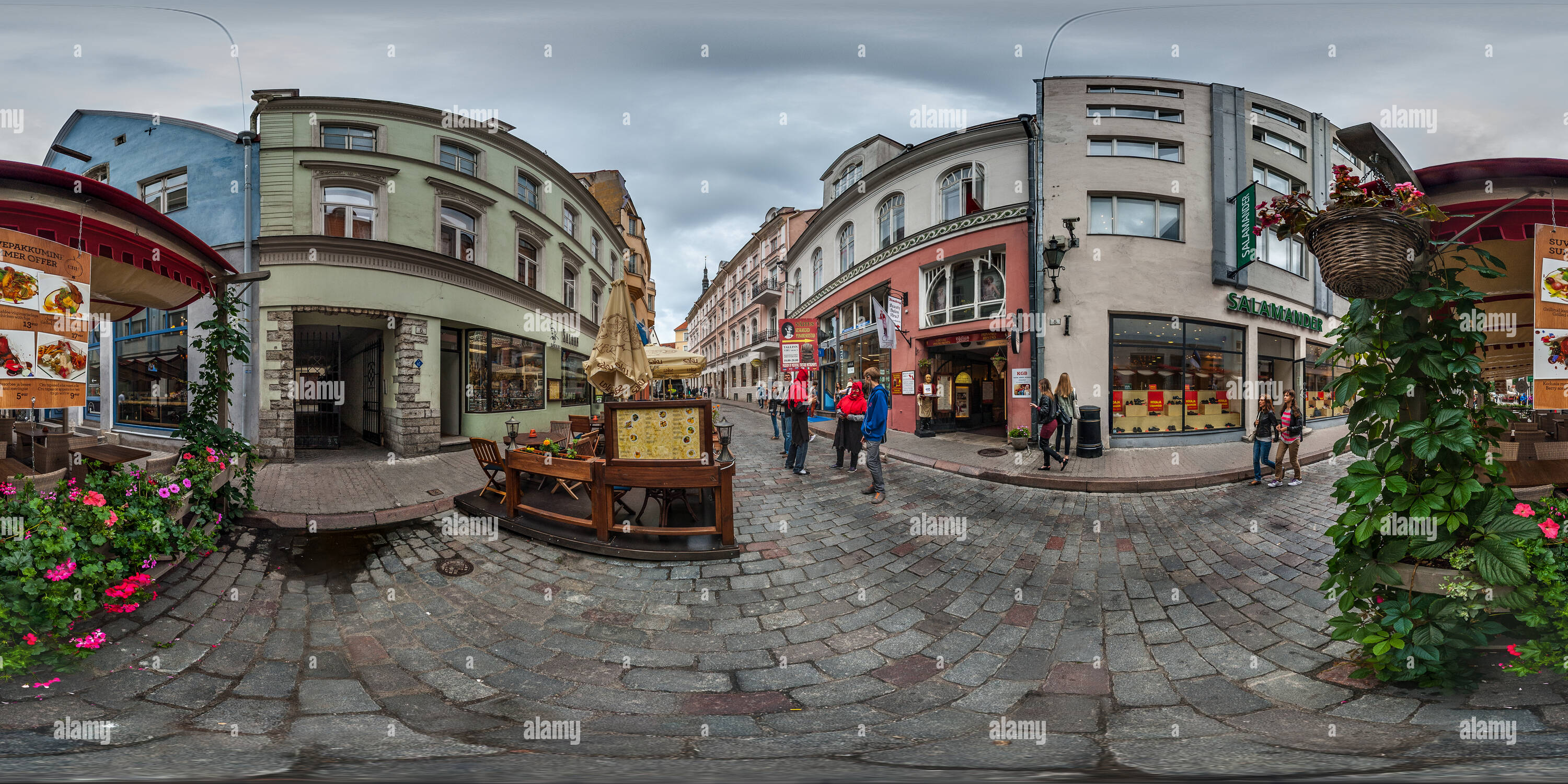 360° view of Viru Street in Old Town Tallinn - Alamy