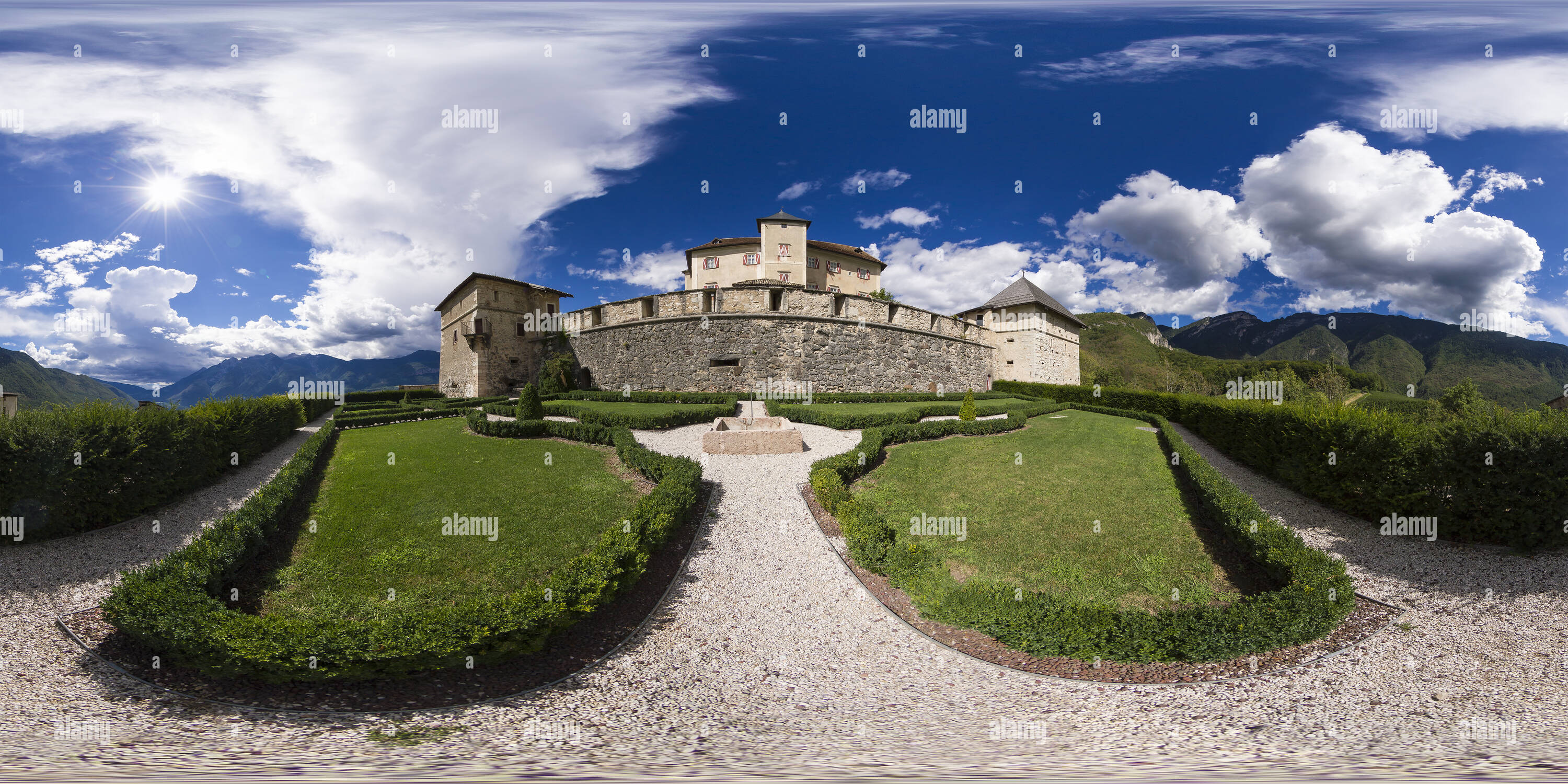 Castello thun hi-res stock photography and images - Alamy