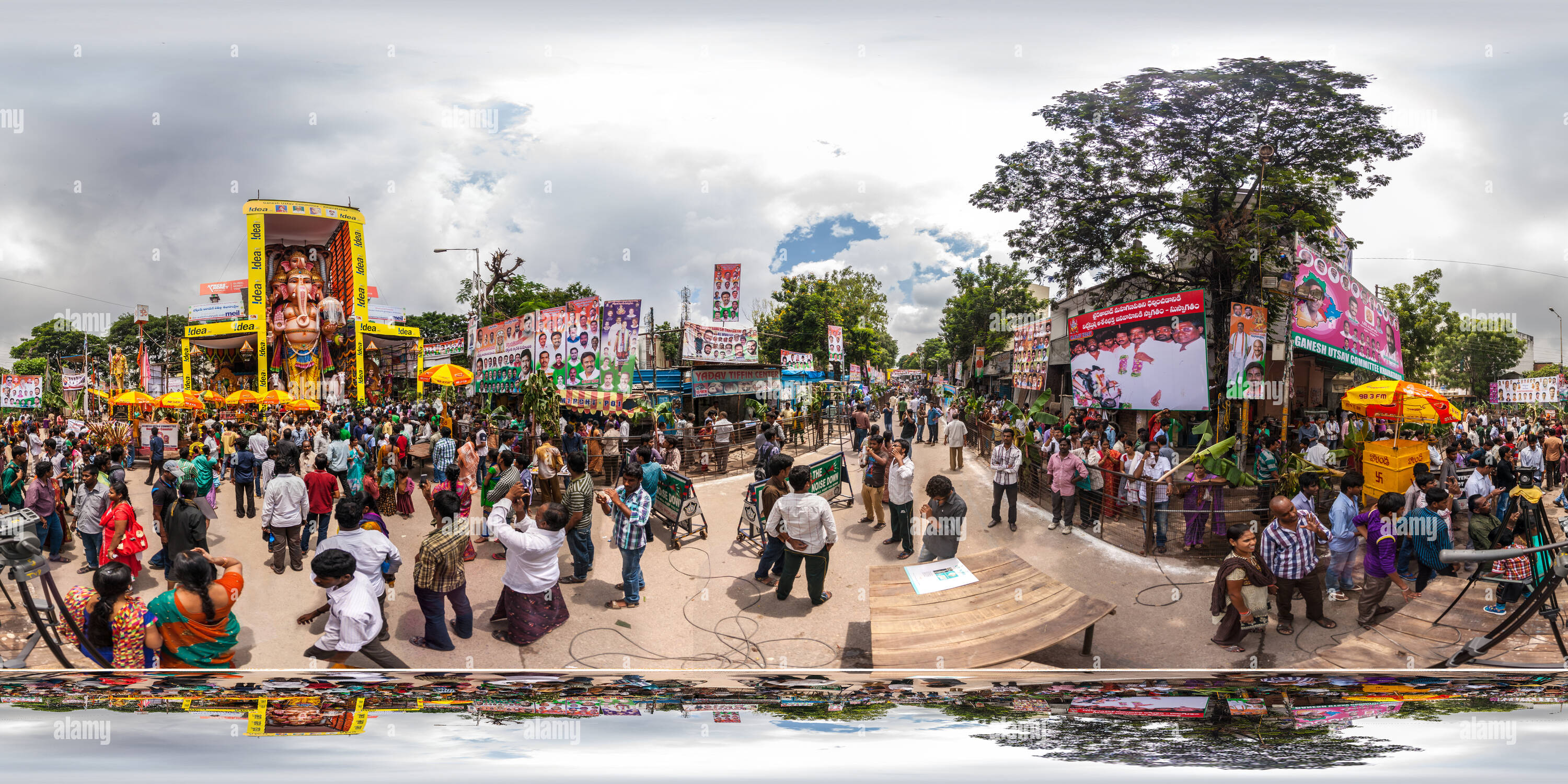 Khairatabad ganesh hi-res stock photography and images - Alamy