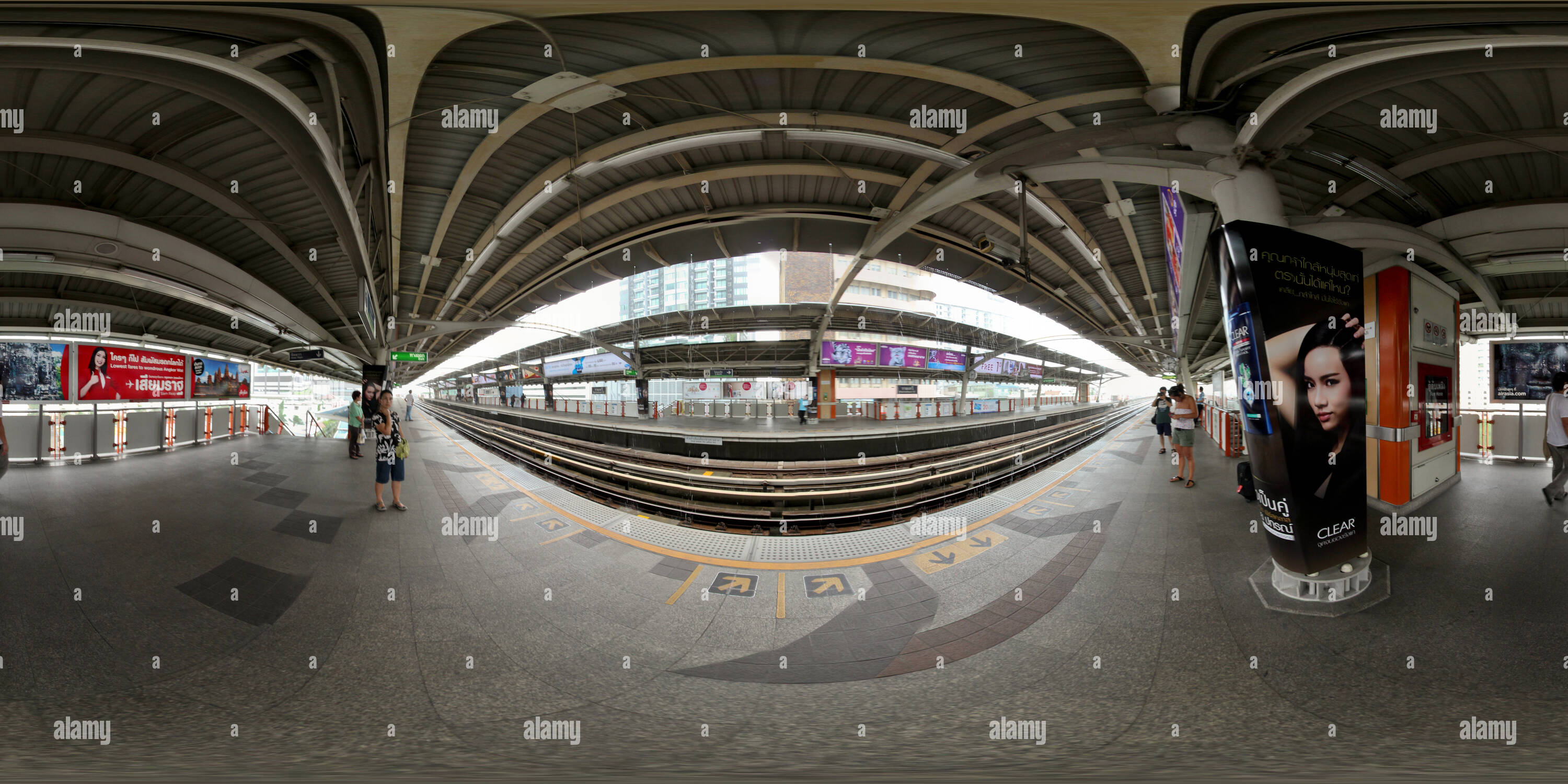 Asok station hi-res stock photography and images - Alamy