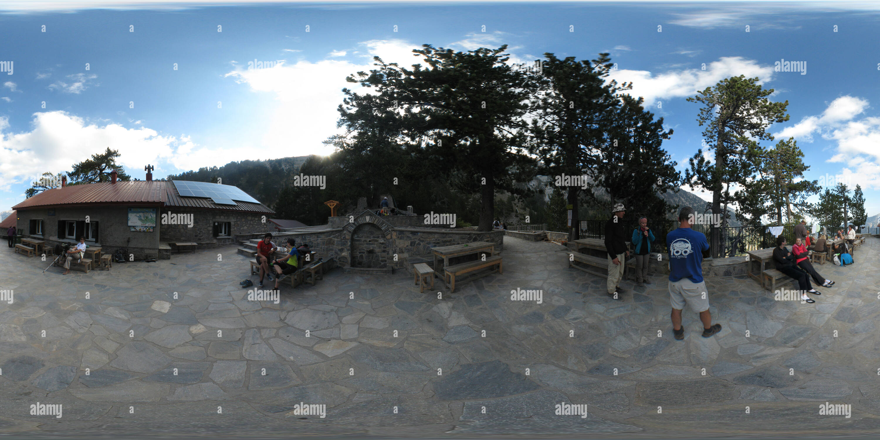 360° view of Mount Olympus - Spilios Agapitos Mountain Refuge - Alamy