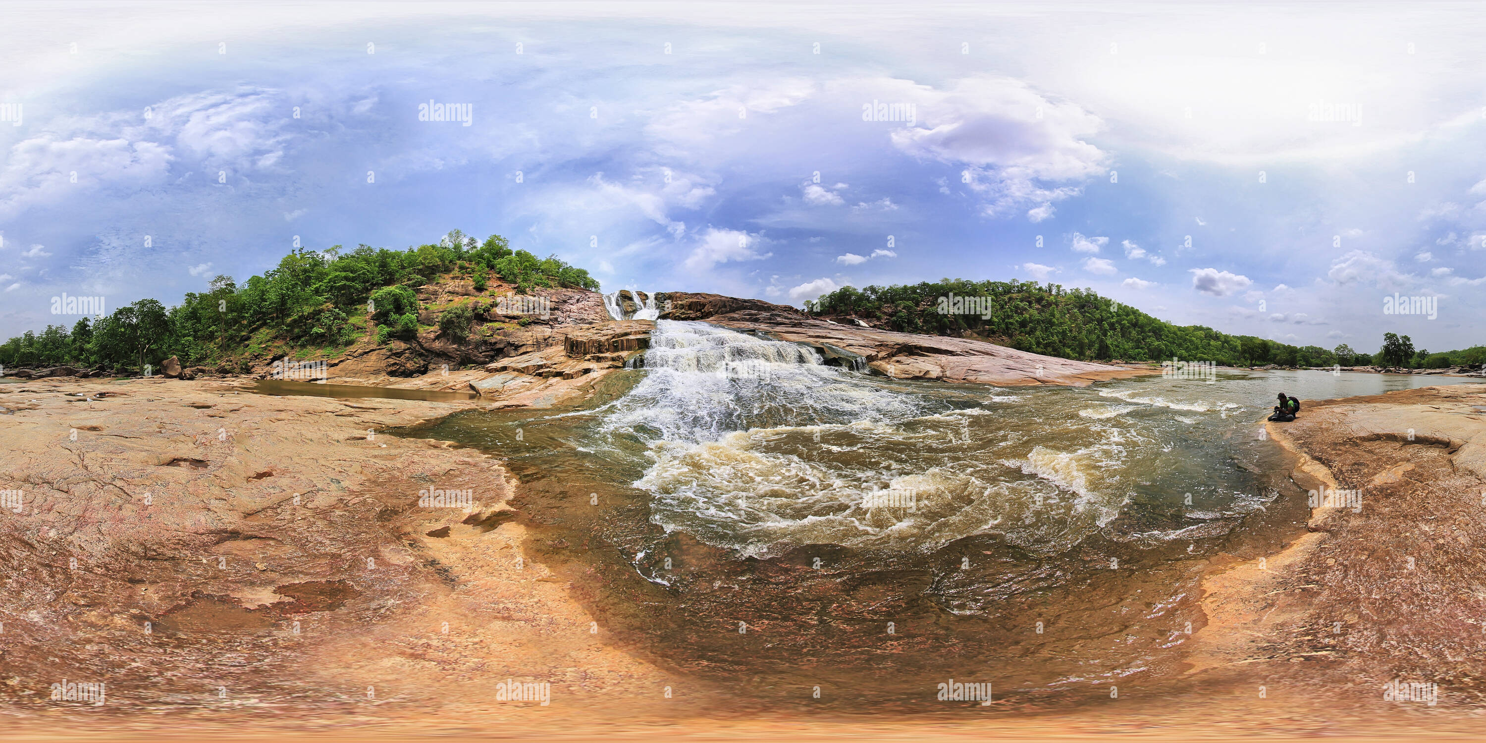Kuntala waterfall hi-res stock photography and images - Alamy