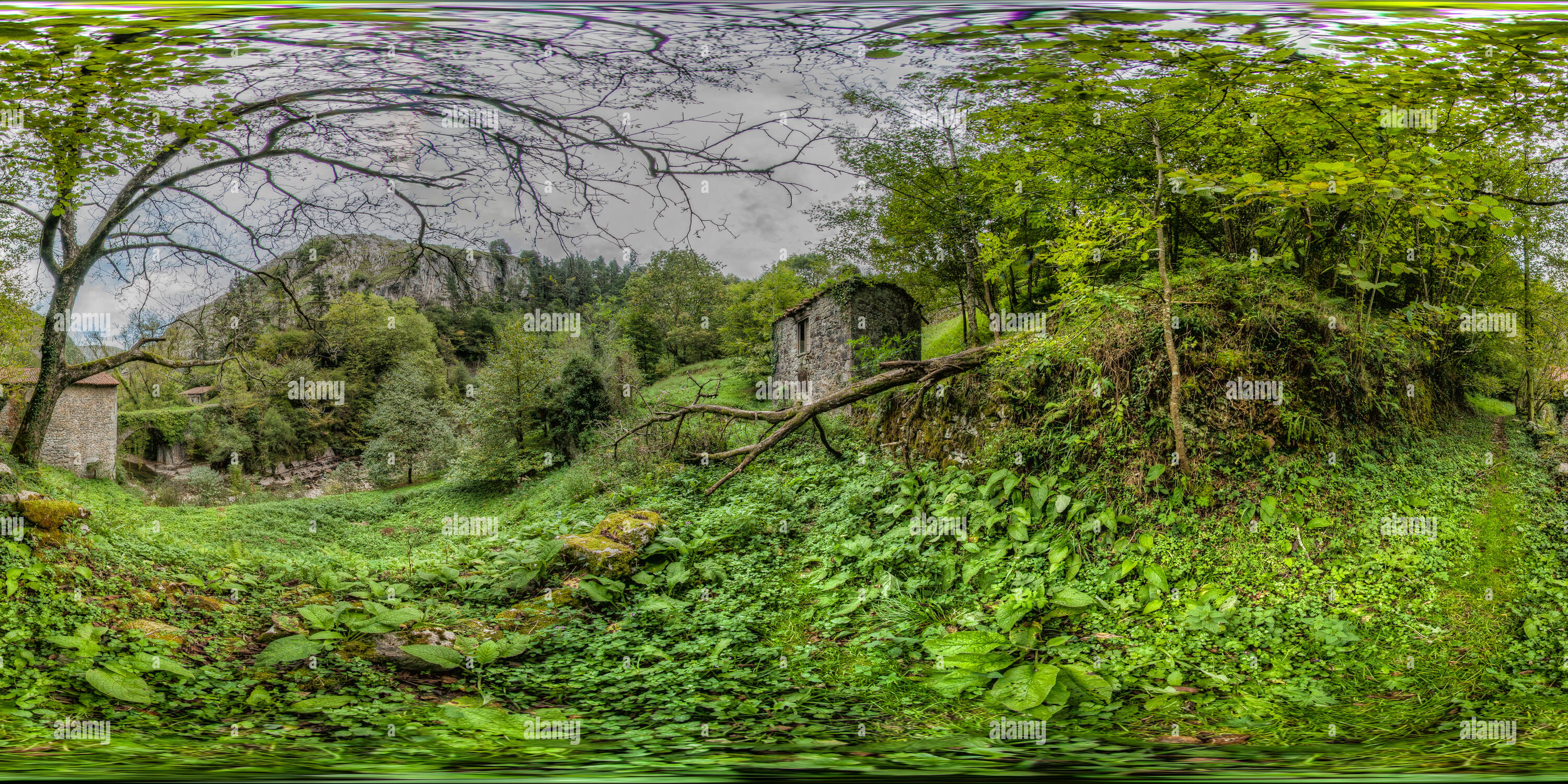 360° view of San Roque de Rio Miera - Cabaña Pasiega - Alamy