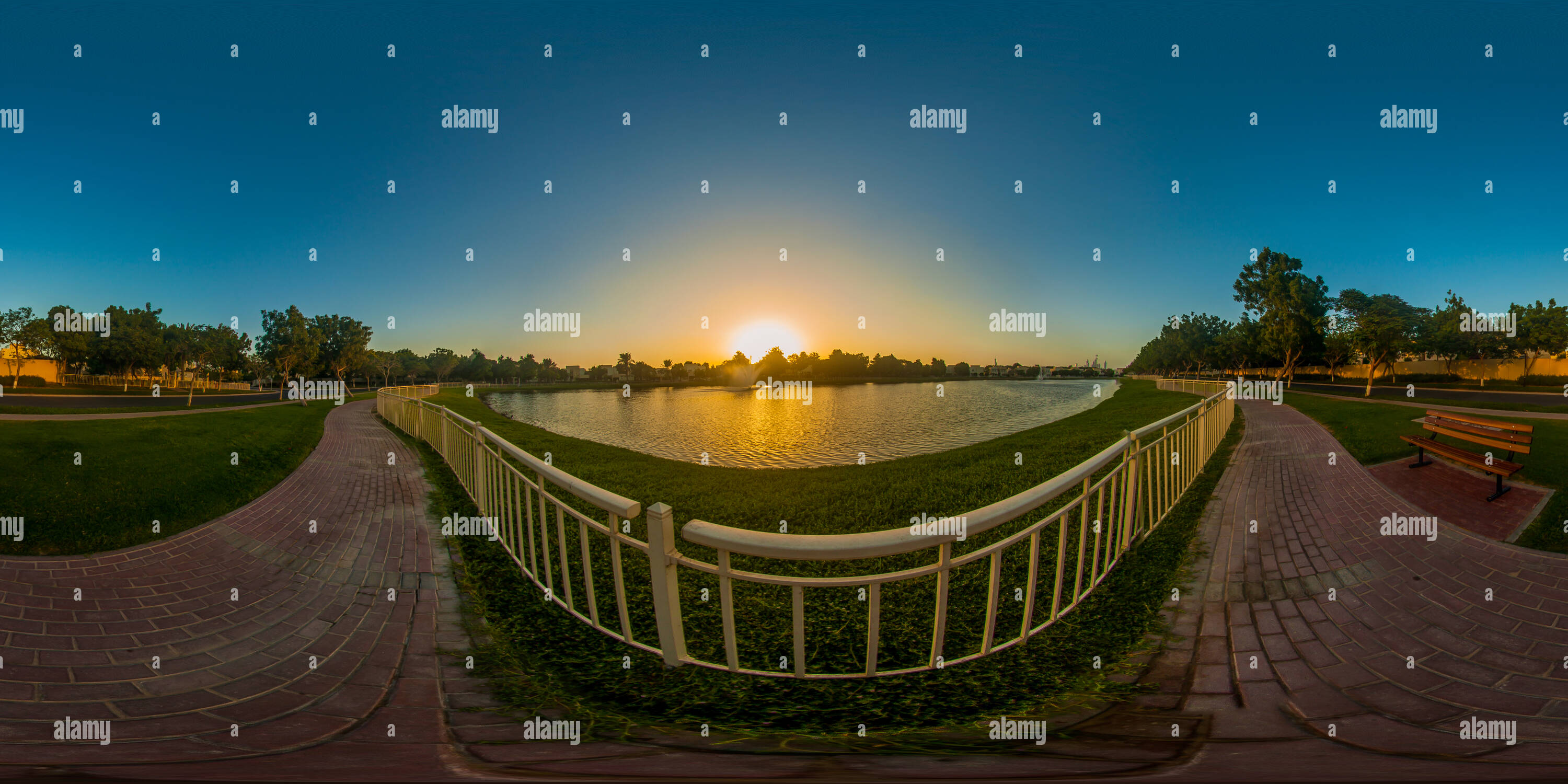 360° view of Dubai - Emirates Living, Meadows 9 - Alamy