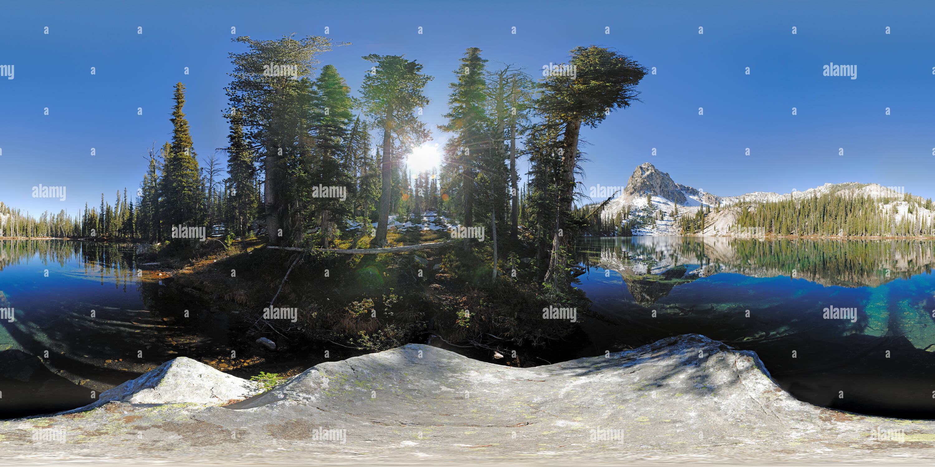 360° view of Lower Hanson Lake, Sawtooth National Forest, Stanley ...