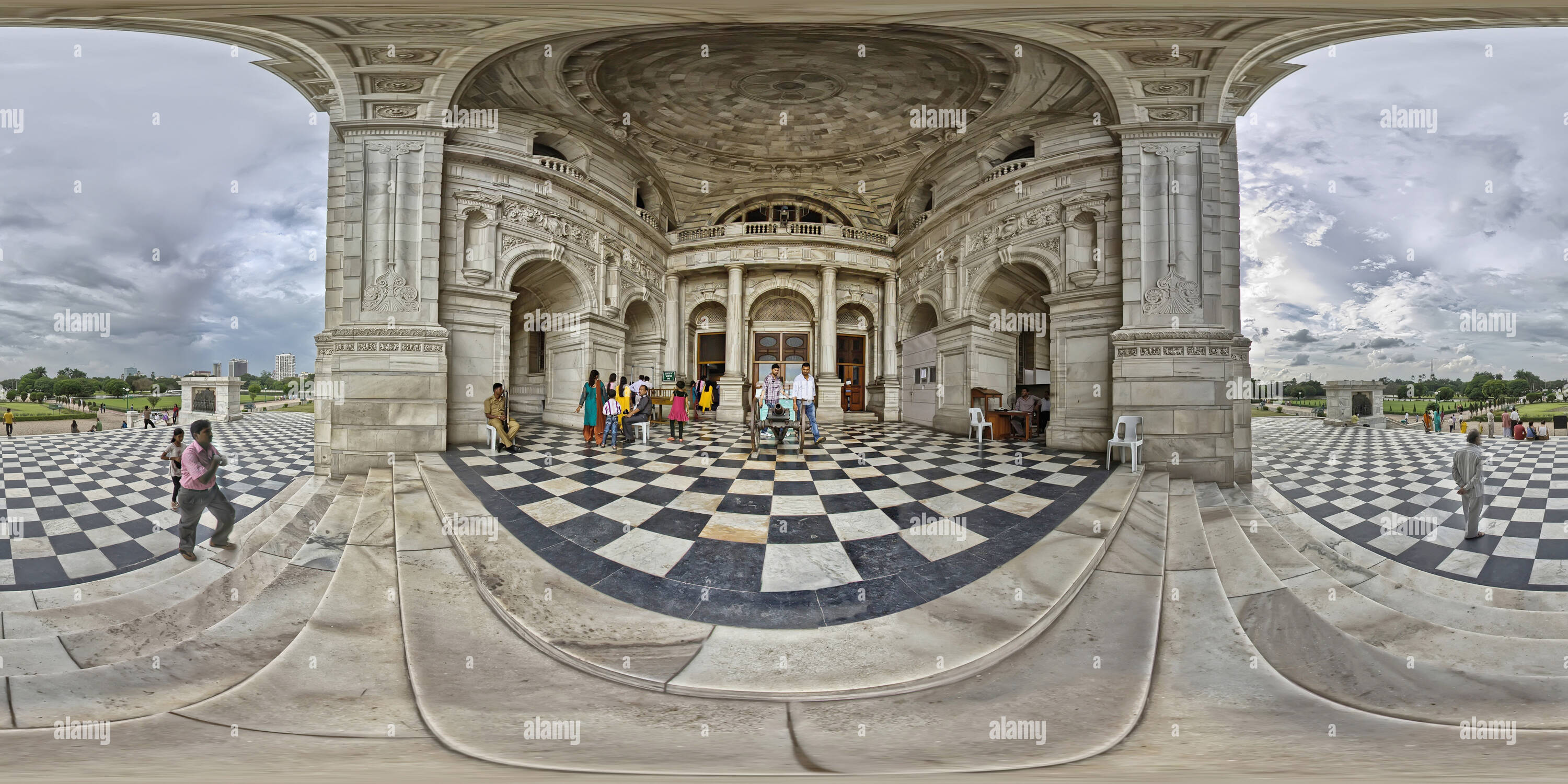 360° view of The Victoria Memorial - Alamy