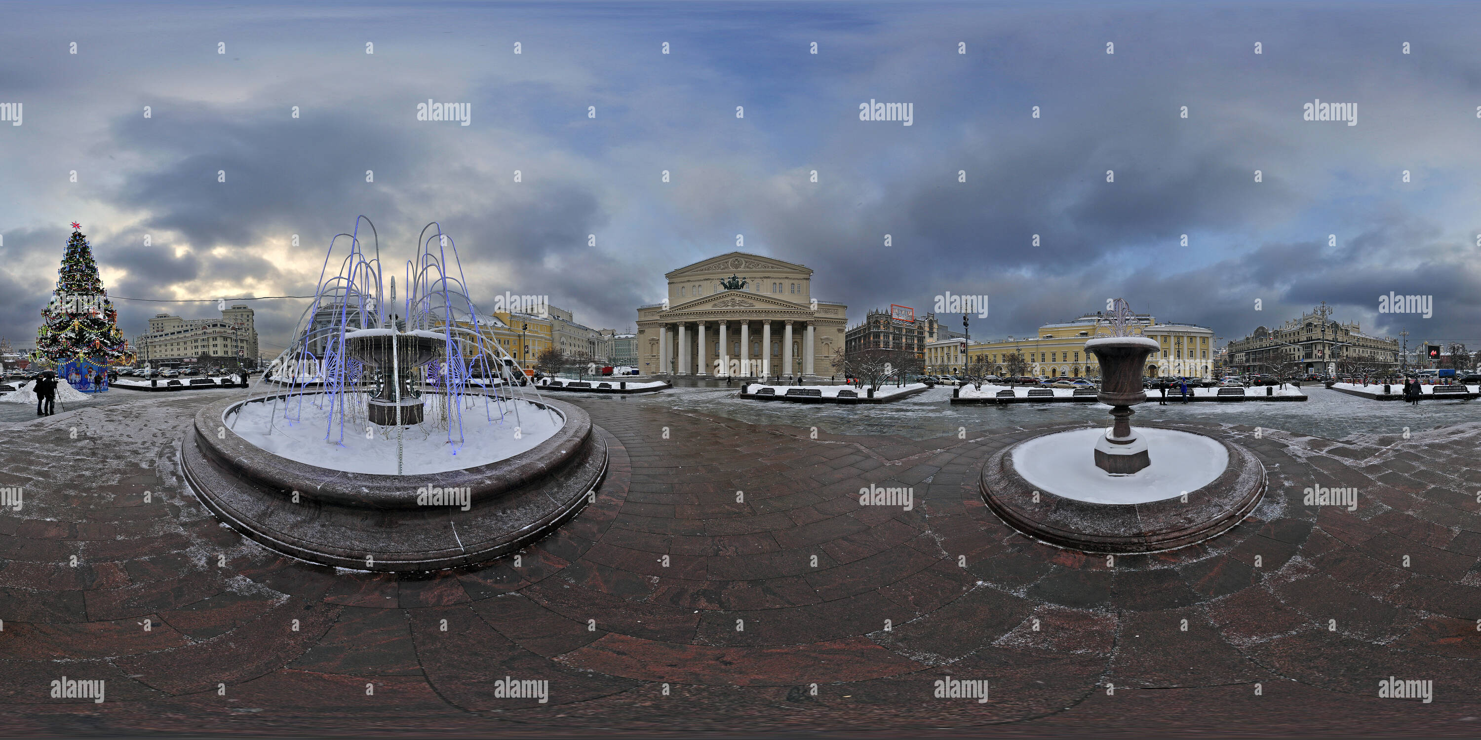 360° view of Teatralnaya Square - Moscow - Alamy