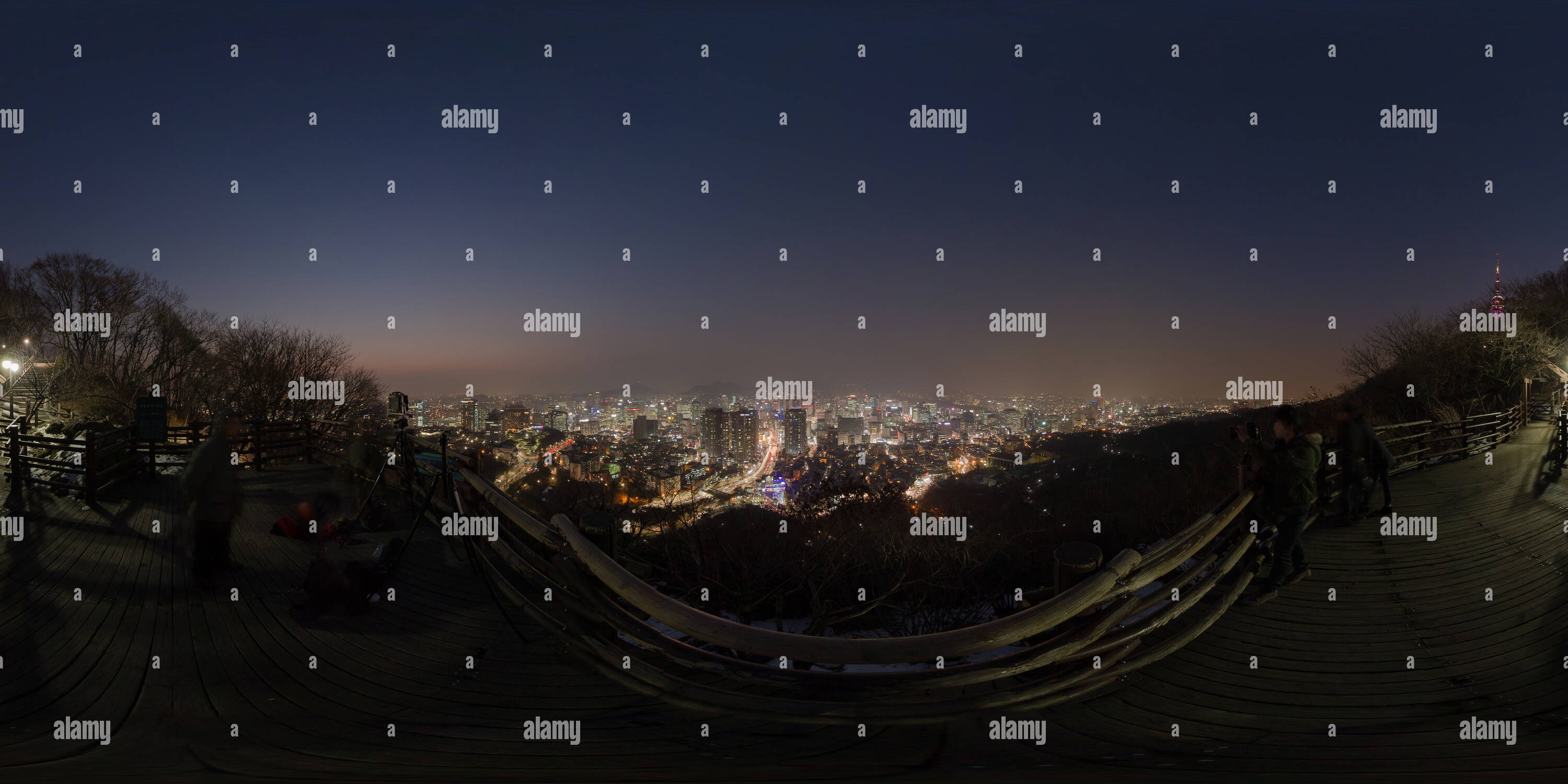 360° view of Namsan night view - Alamy
