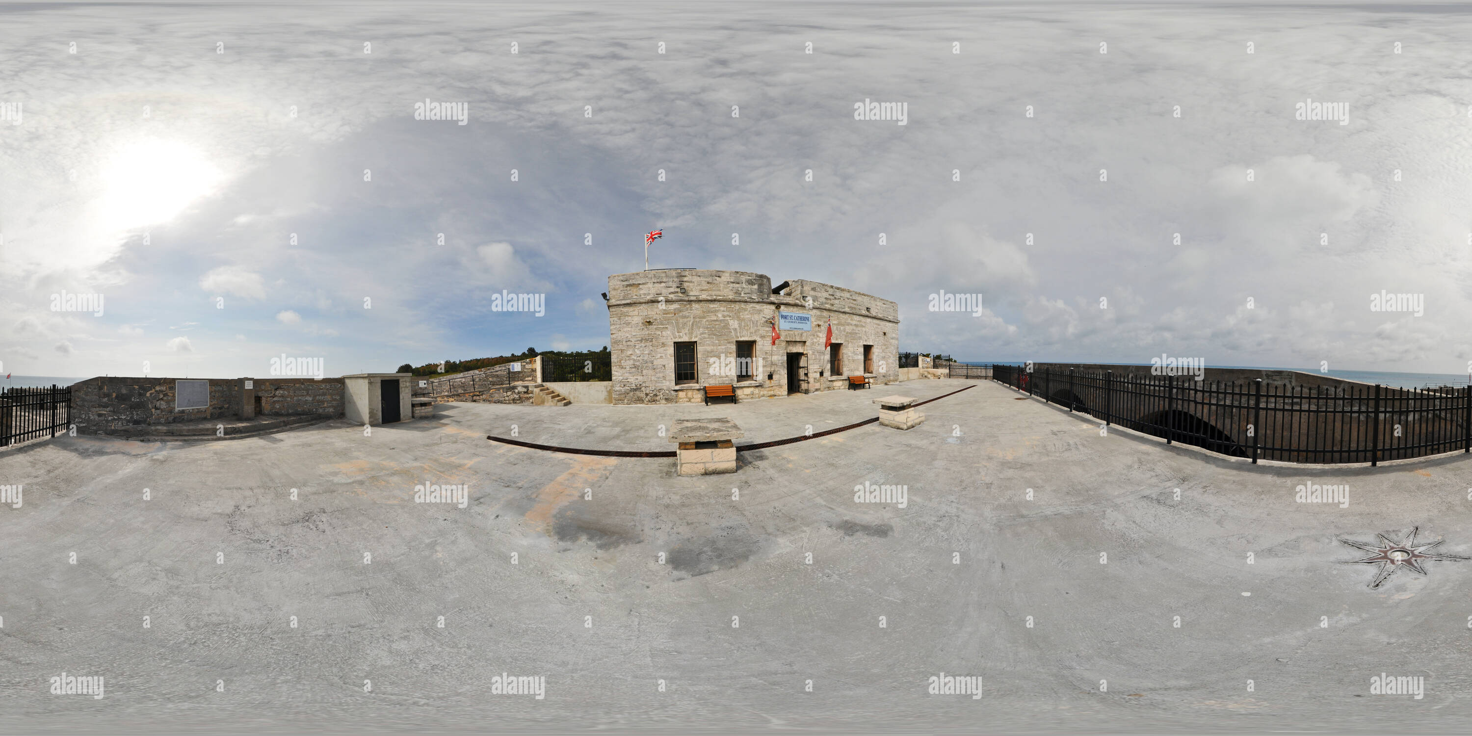 360° view of Bermuda - St Catherine Fort - Alamy