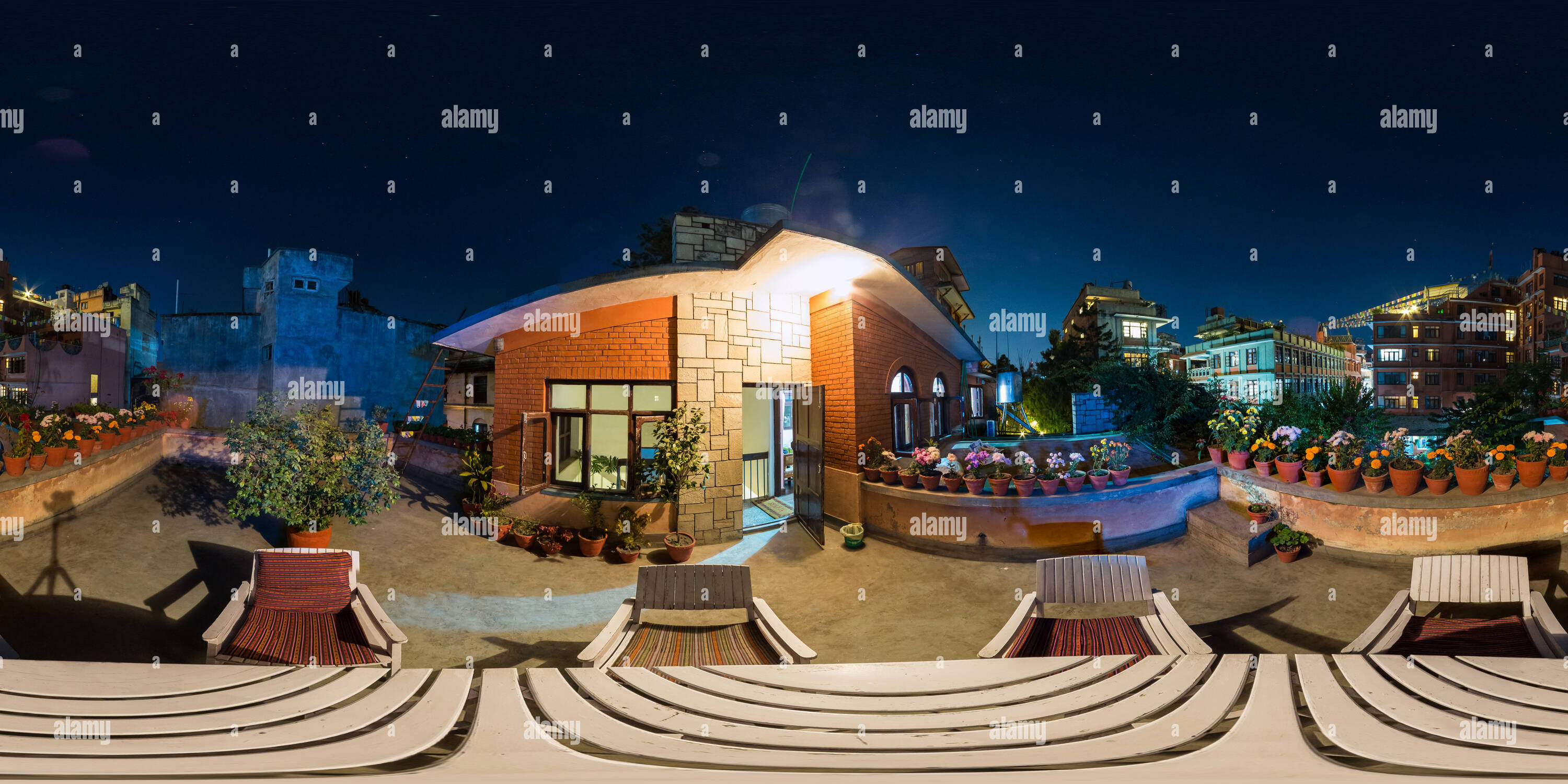 360° view of Sun Rise Cottage on the terrace - Alamy