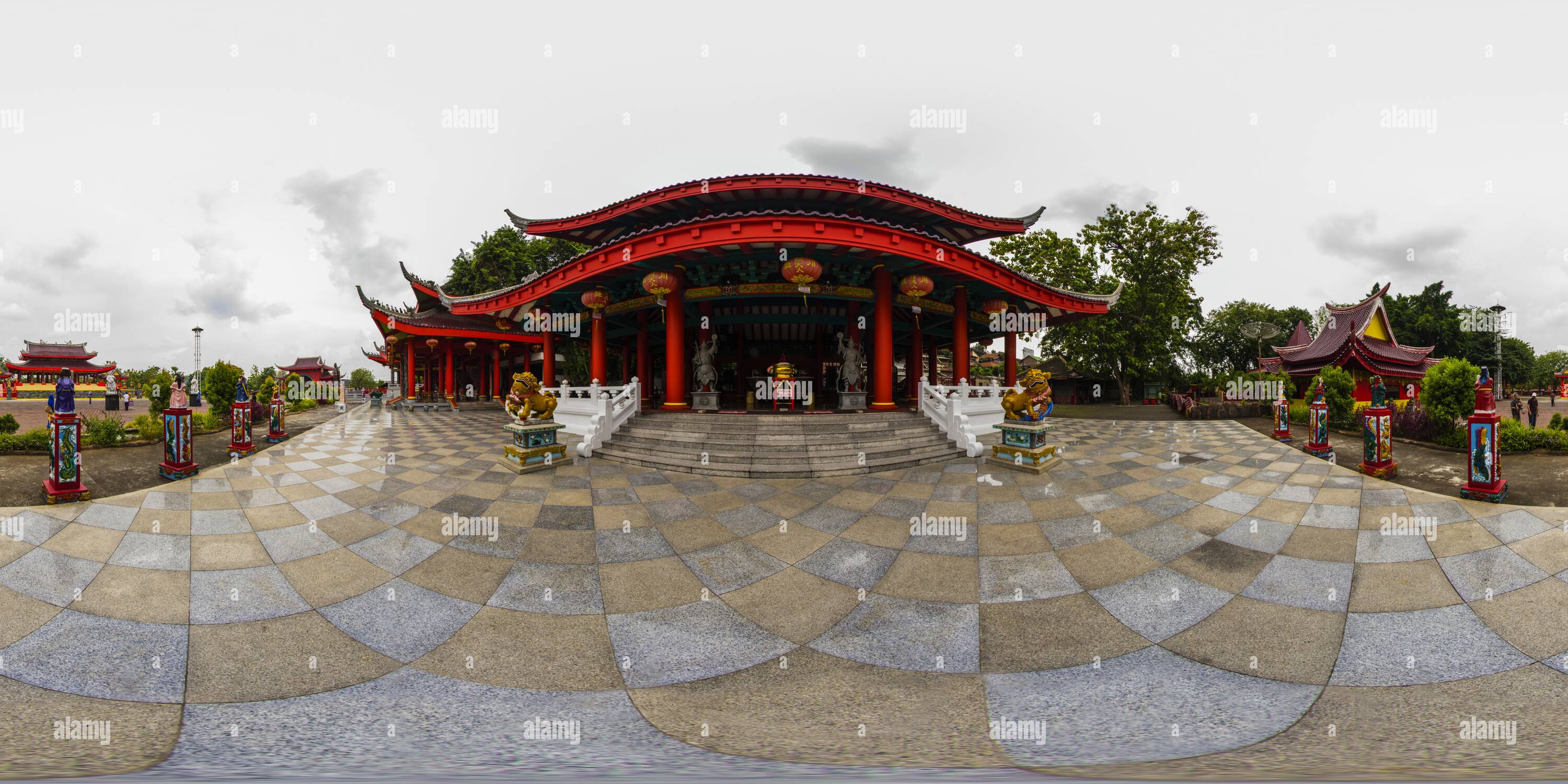 360° view of Sam Poo Kong - Dewa Bumi Temple - Alamy