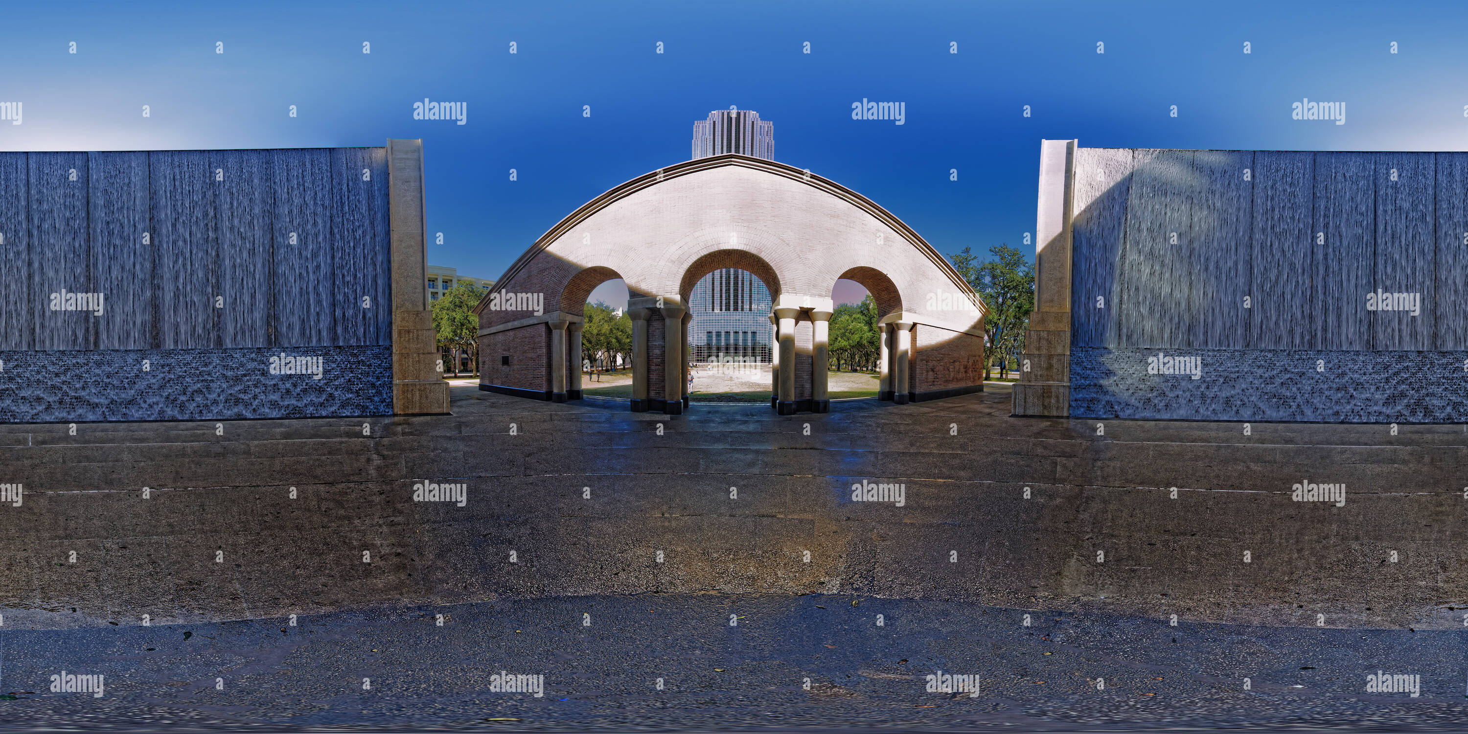 360° view of Williams Tower and Water Wall - Alamy