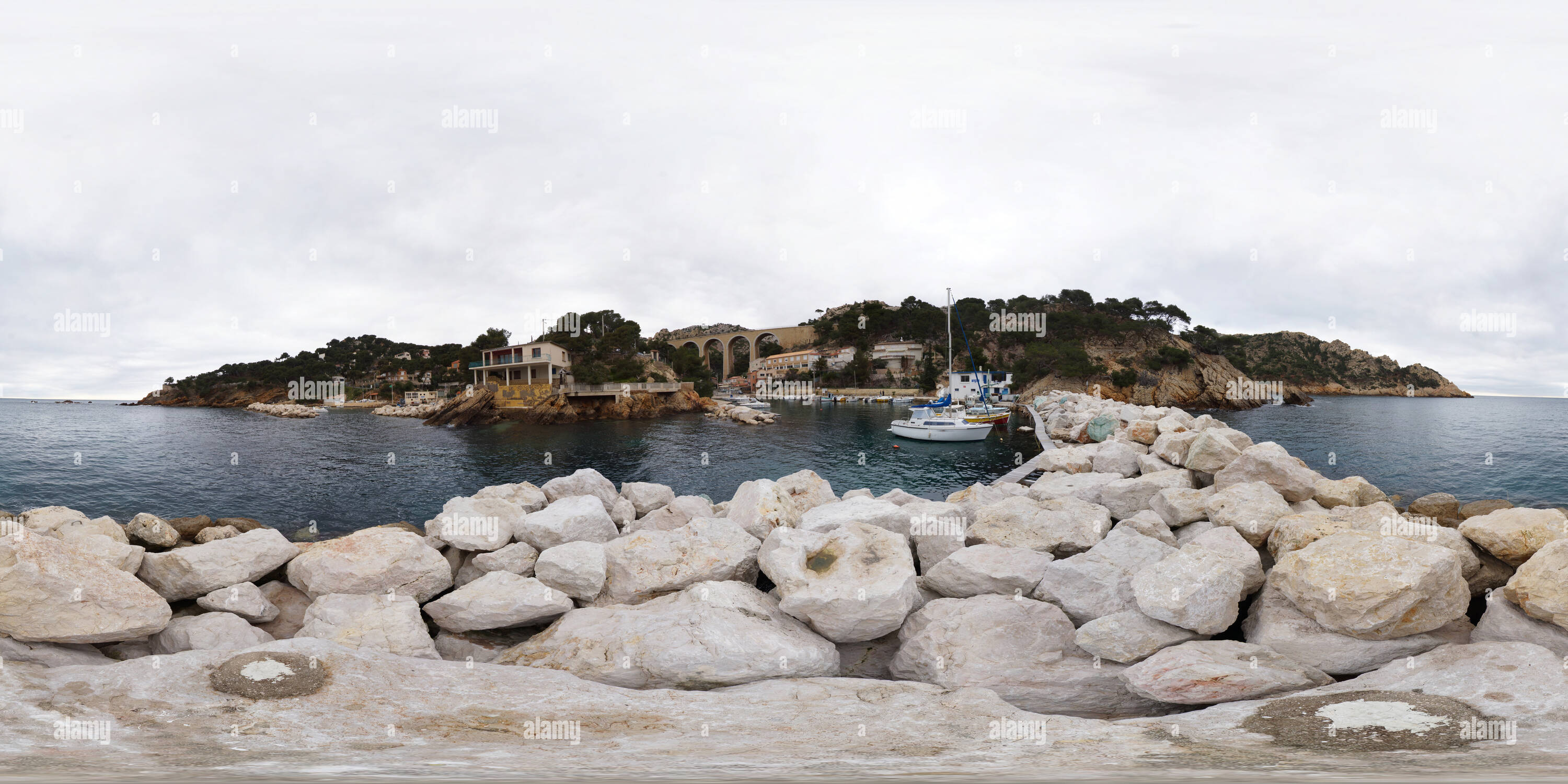 360° view of Calanque de Mejean - Alamy