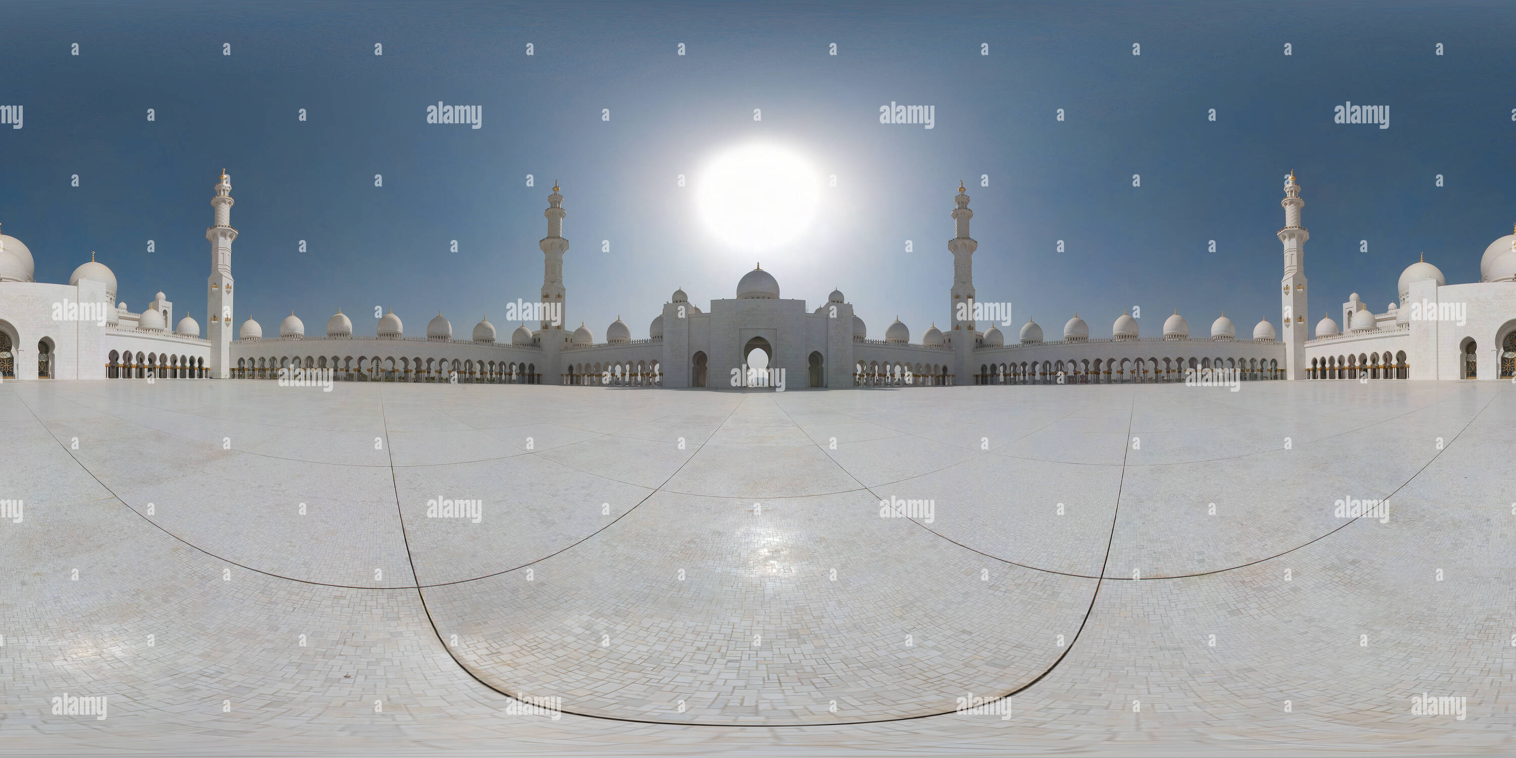 360° view of Seikh Zayed Mosque - Alamy