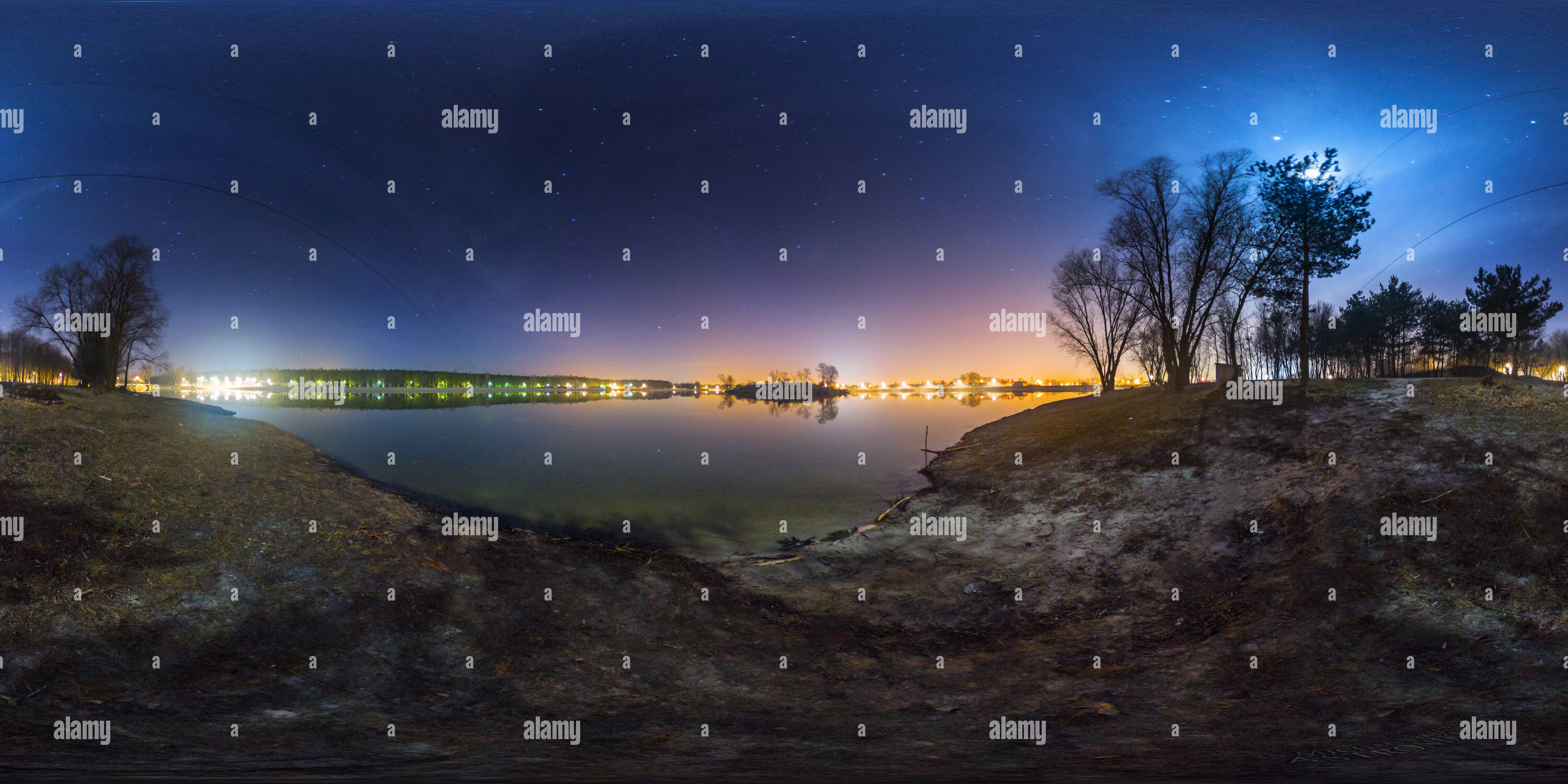 360° view of Lake at night 2 - Alamy