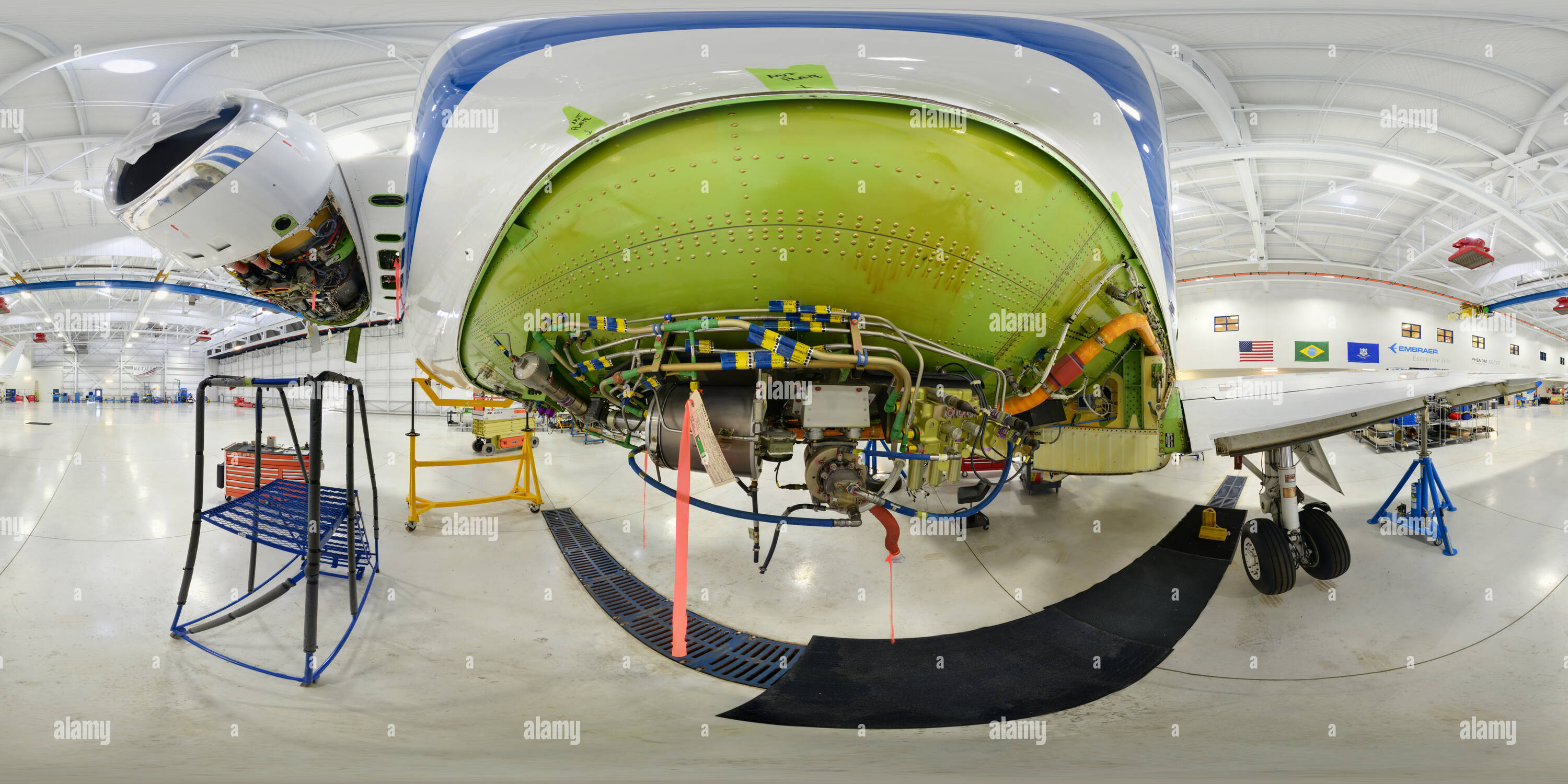 360° view of Embraer Bradley Jet Service Center III - Alamy