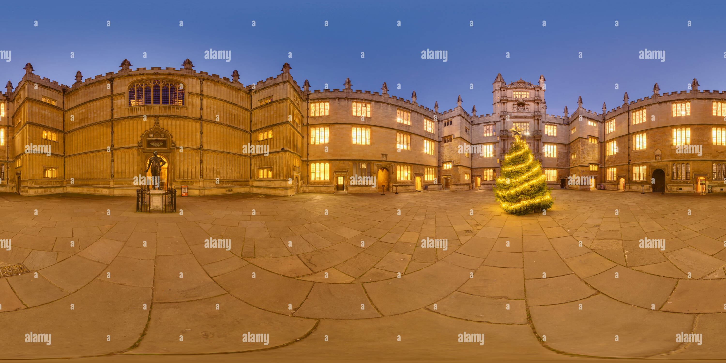 360° view of Schools Quadrangle & Tower of the Five Orders, Bodleian ...