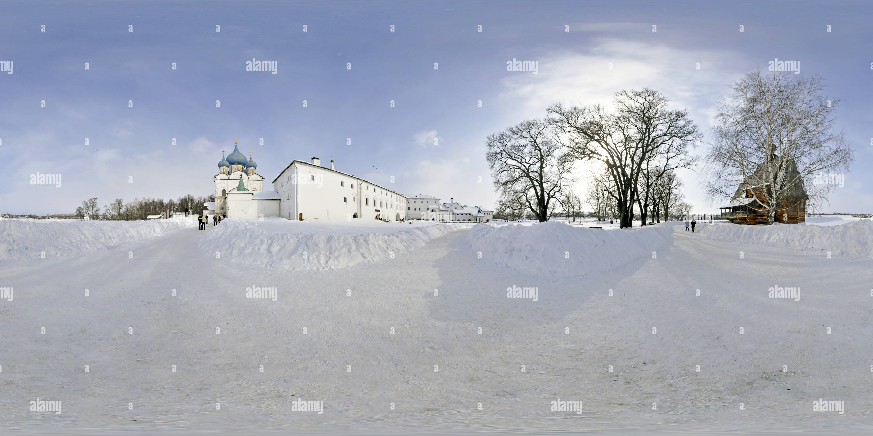 Suzdal kremlin in winter hi-res stock photography and images - Alamy