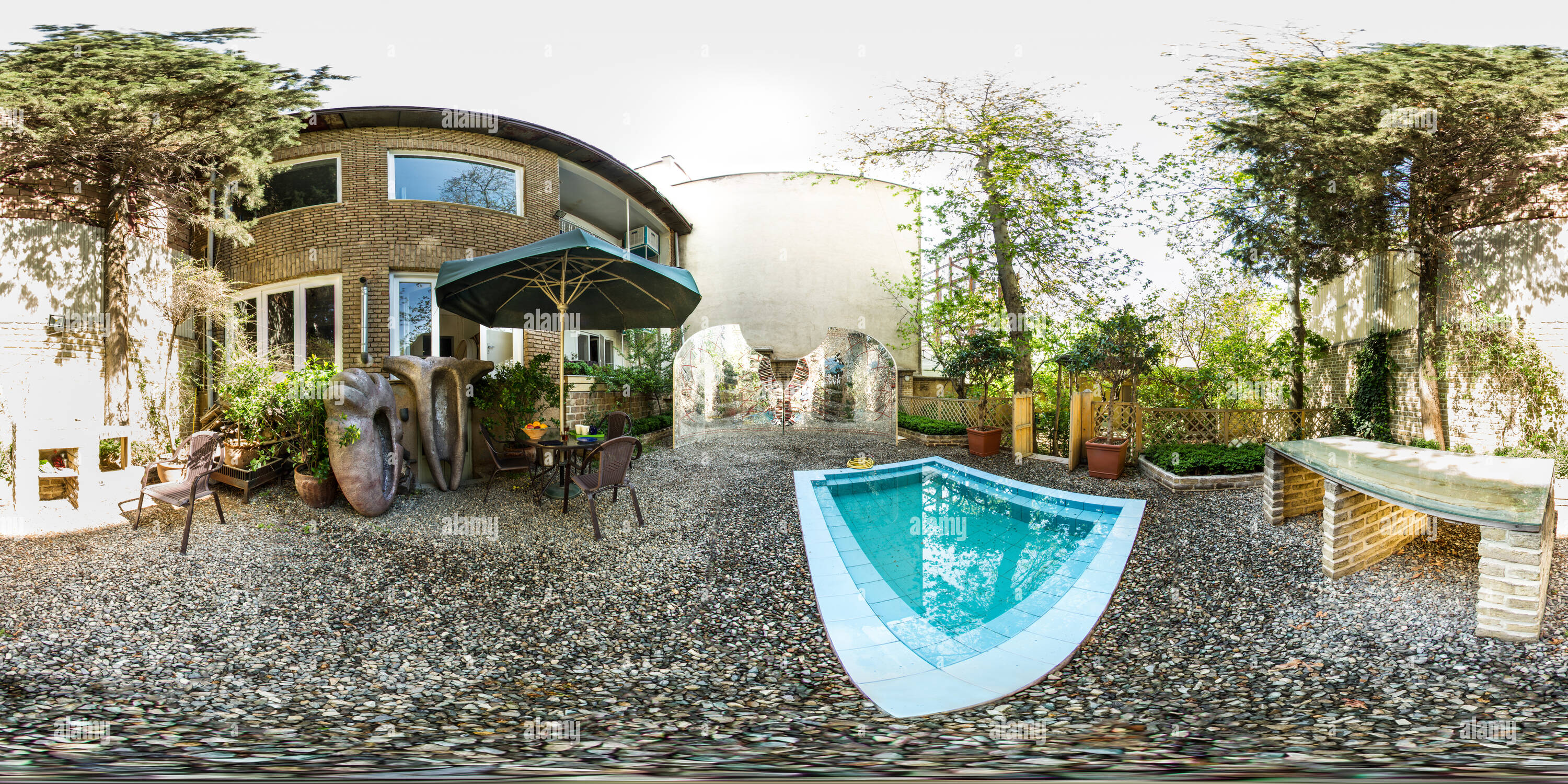 360° view of Poya Aryanpour Apr 2014 Pooya Arian Por 02 - Alamy