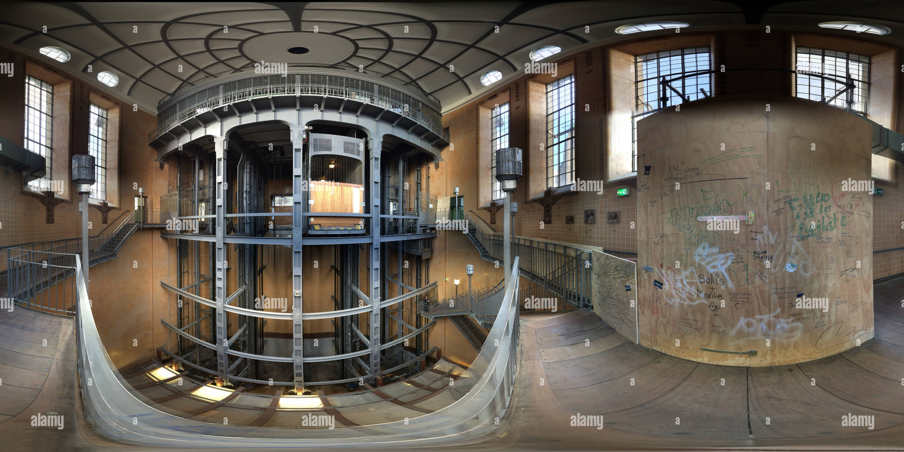 Historical elevator hi-res stock photography and images - Alamy