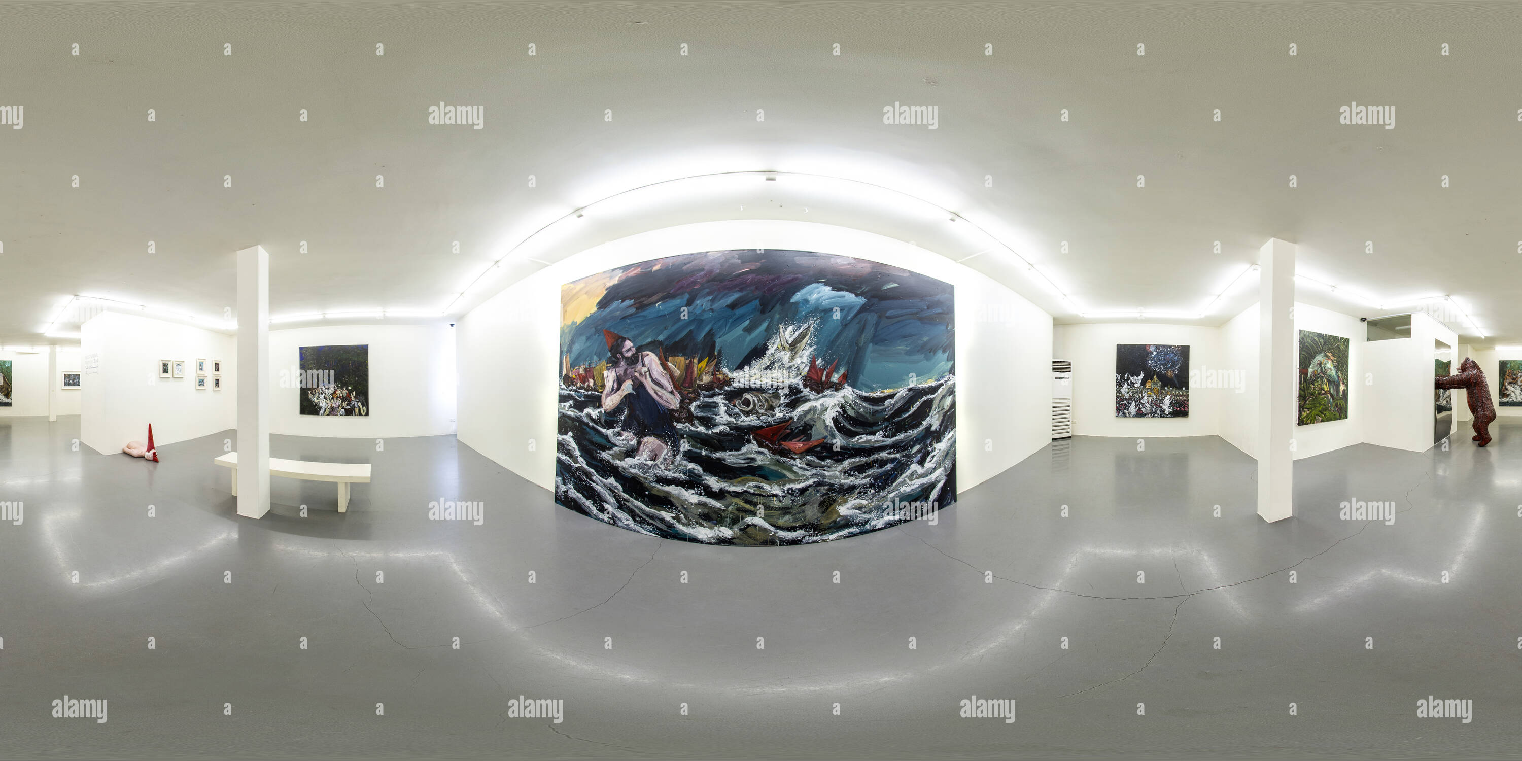 360° view of Etemad Art Gallery Jun 2014 Ramtin Zad Nocturnal 04 - Alamy