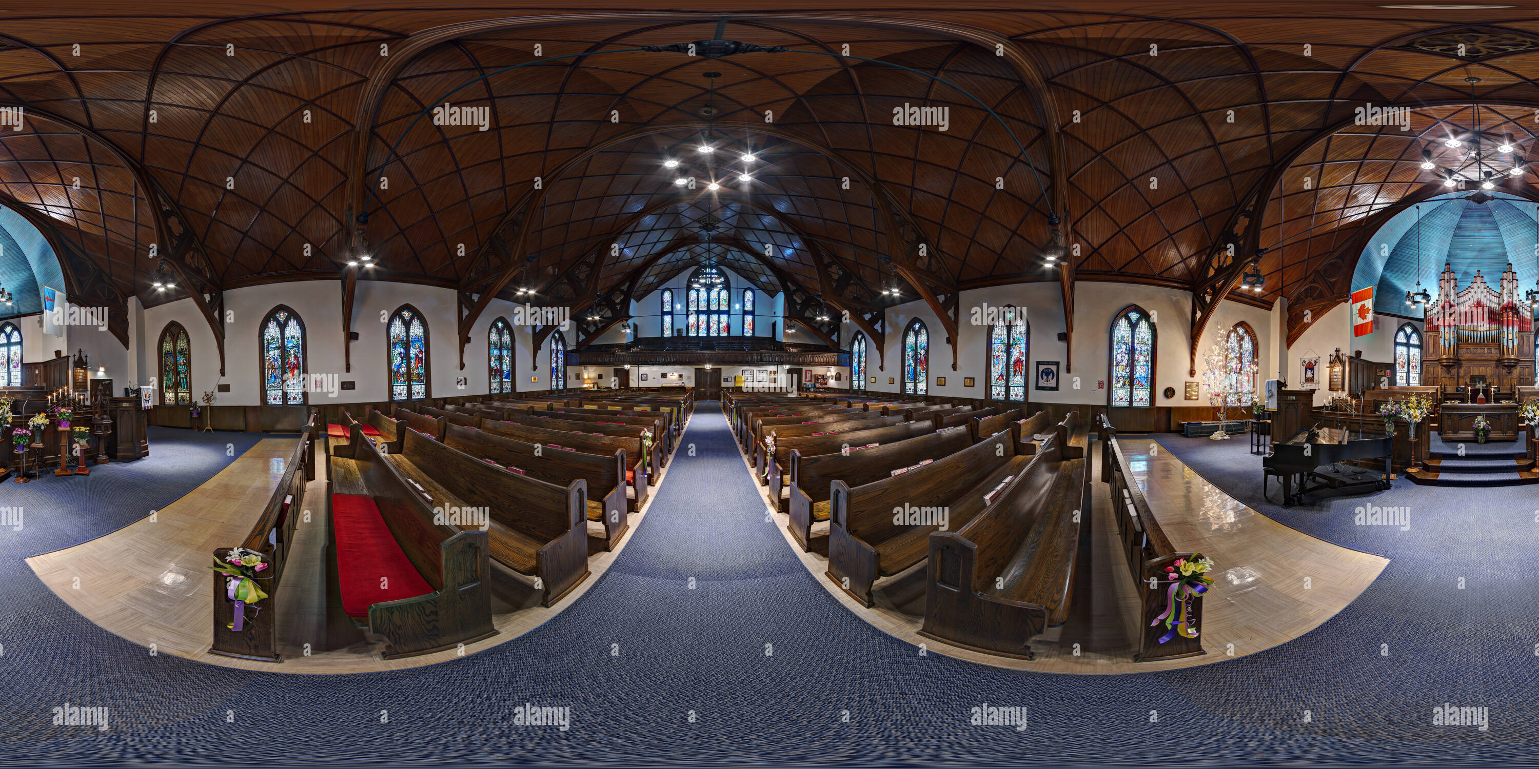 360° view of Central United Church Lunenburg - Alamy