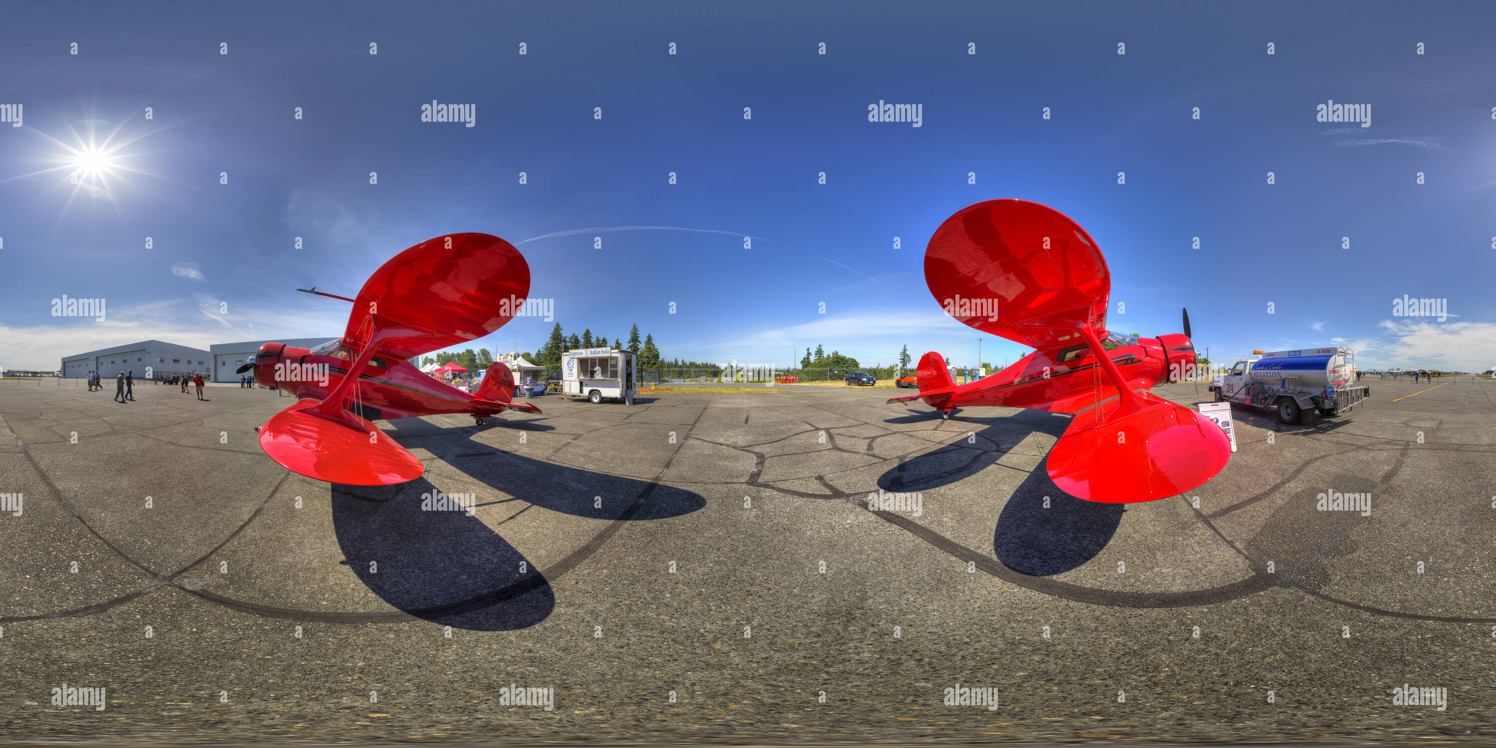 Staggerwing Aircraft Stock Photos & Staggerwing Aircraft Stock Images ...