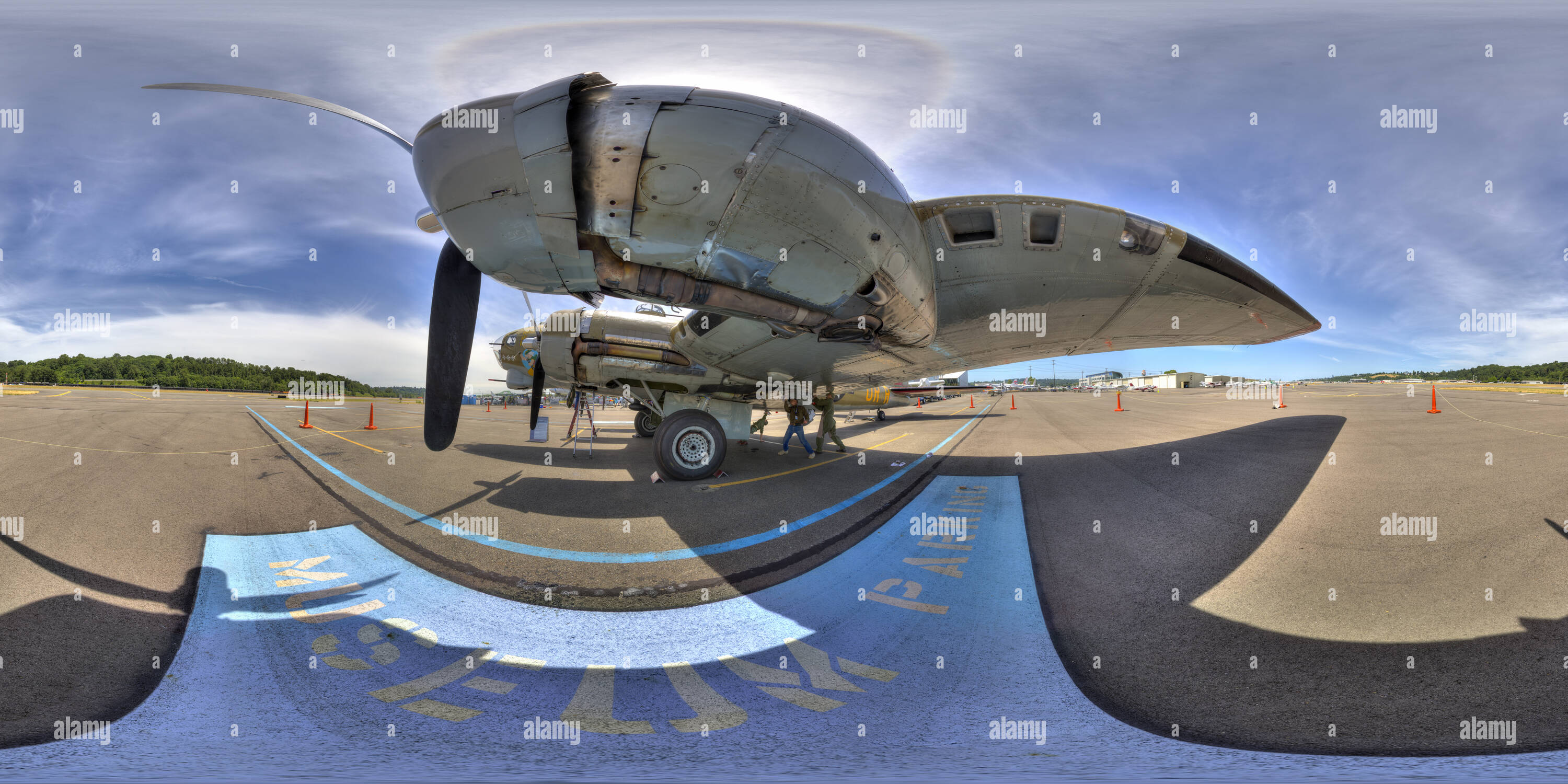 360° view of B-17 Nine-O-Nine, Engine View, Museum of Flight, Seattle ...