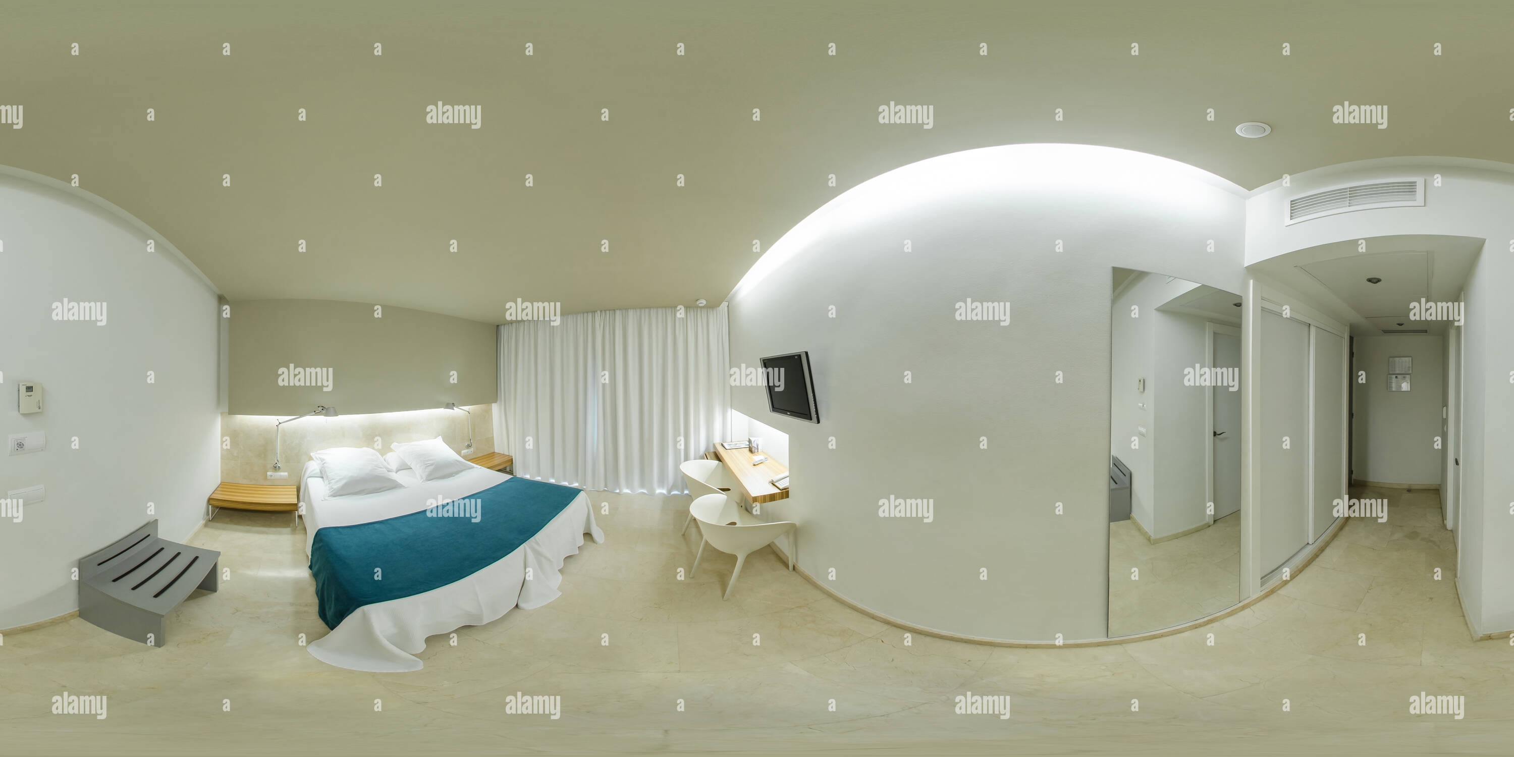 360° view of Double Bedroom - Hotel Belroy - Four Stars - Close to the ...