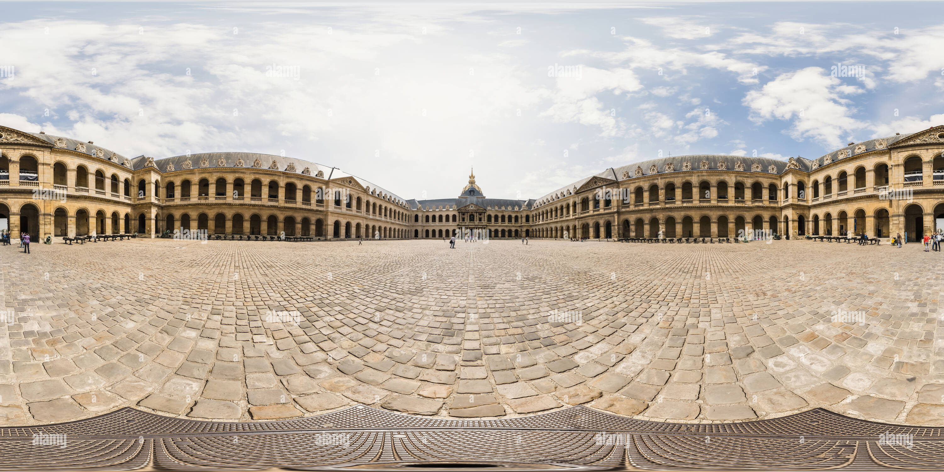 360° view of Les Invalides, Paris - Alamy