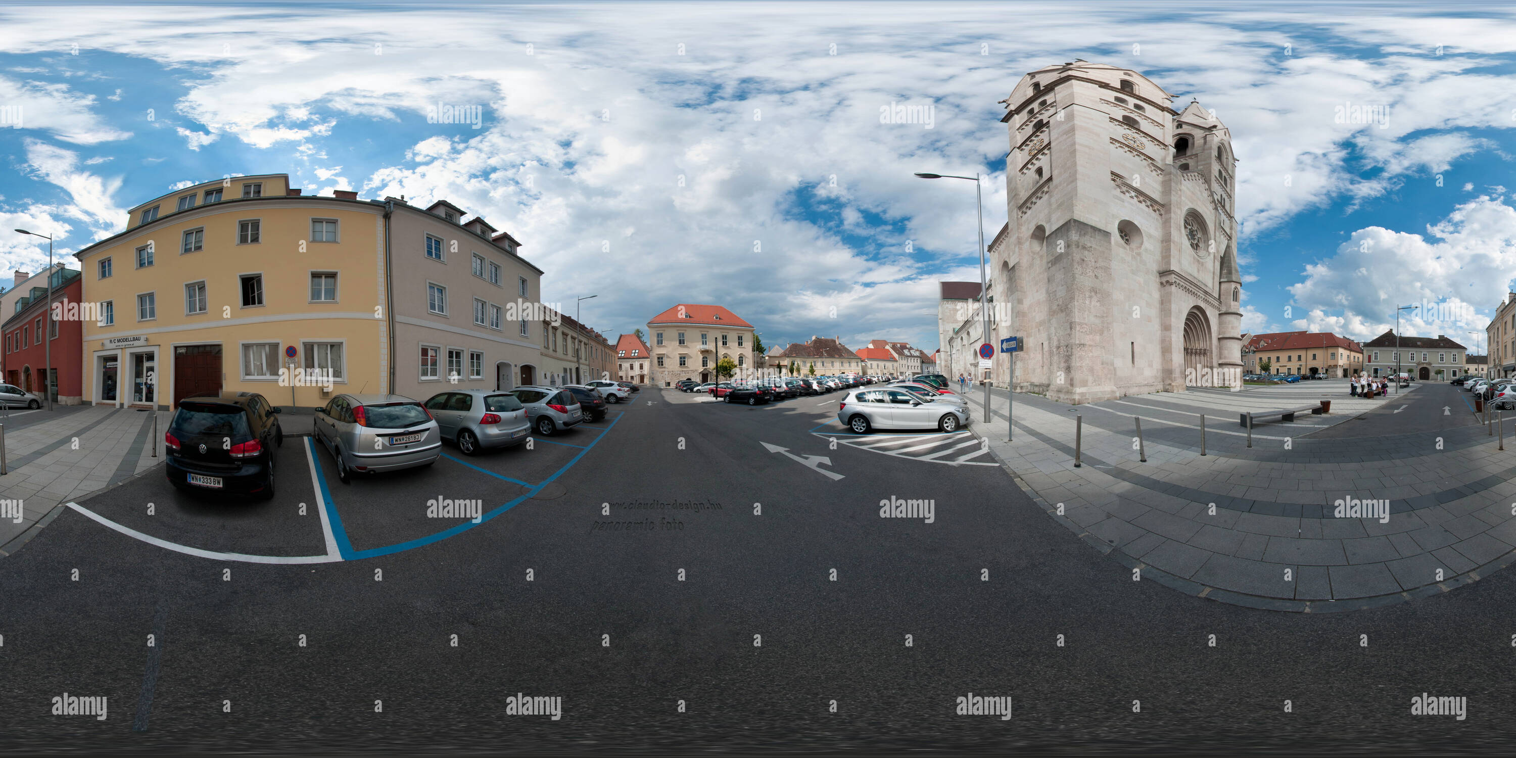 360° view of wr neustadt Dom - Alamy