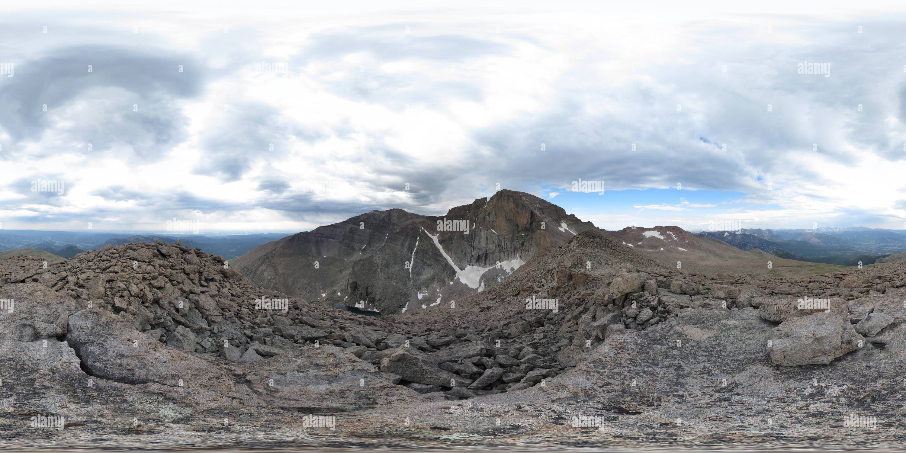 Longs peak boulder field hi-res stock photography and images - Alamy
