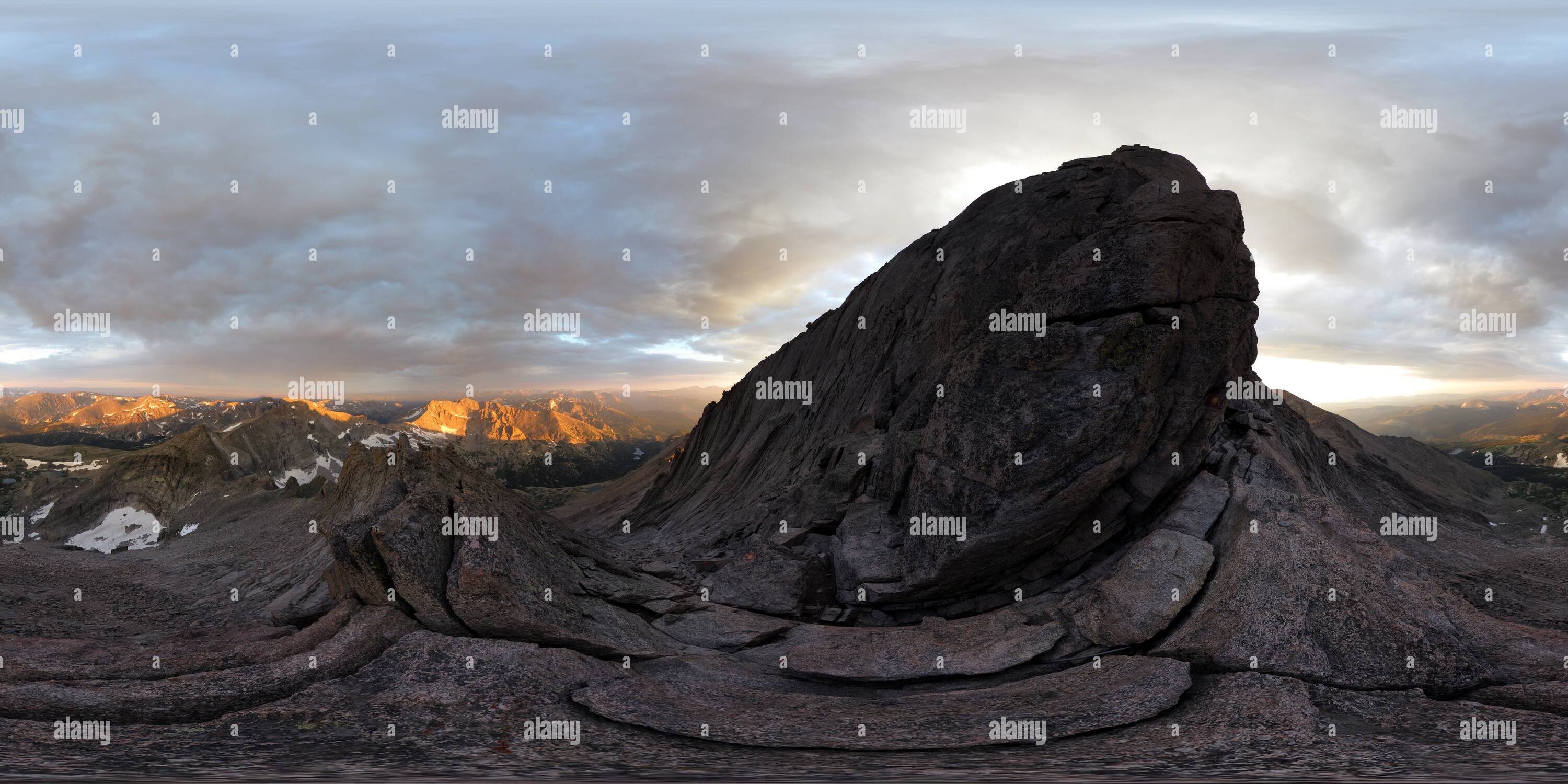 Longs peak trough hi-res stock photography and images - Alamy