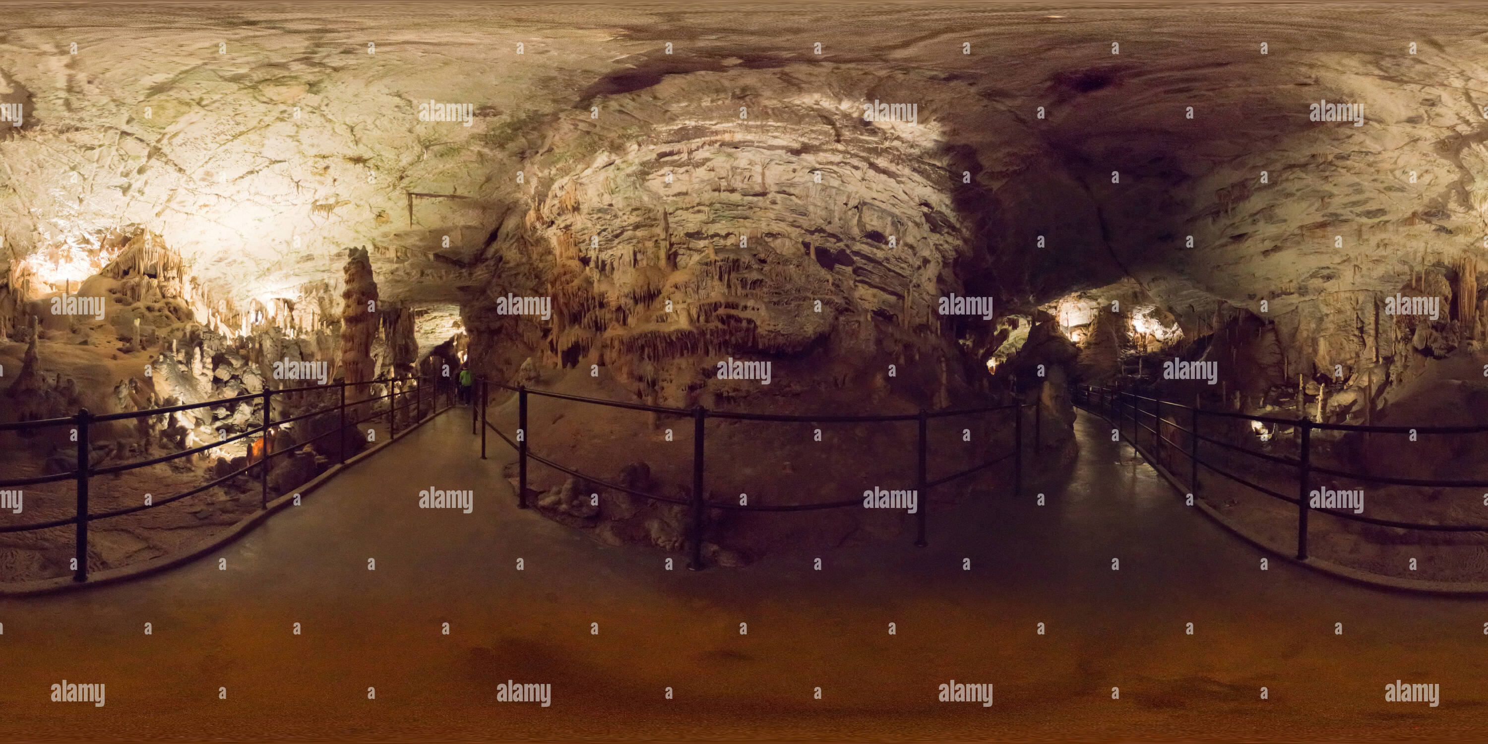 360° view of Inside of Postojna Cave, Postojnska jama - Alamy