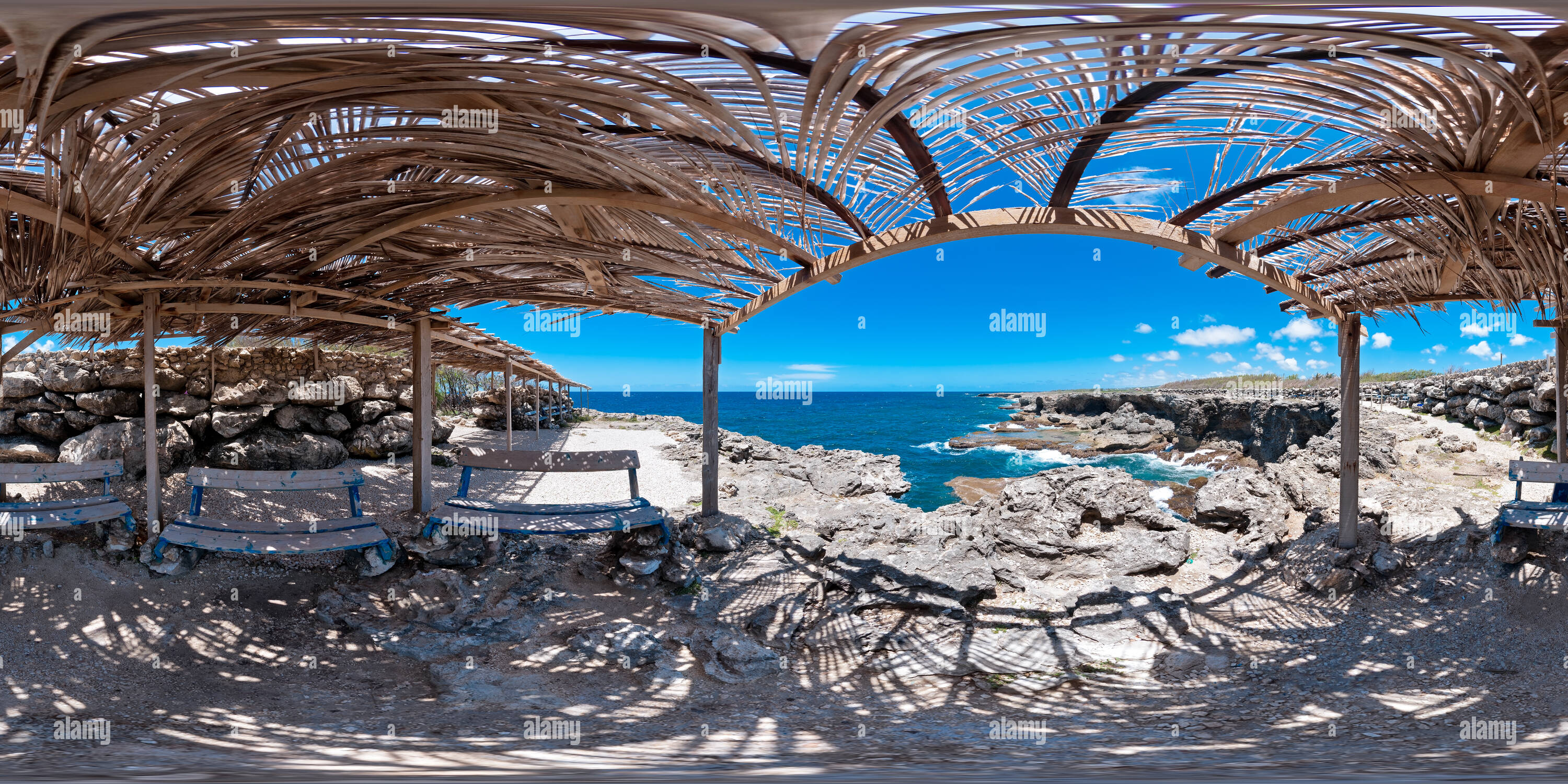 360° view of Animal Flower Cave benches - Alamy