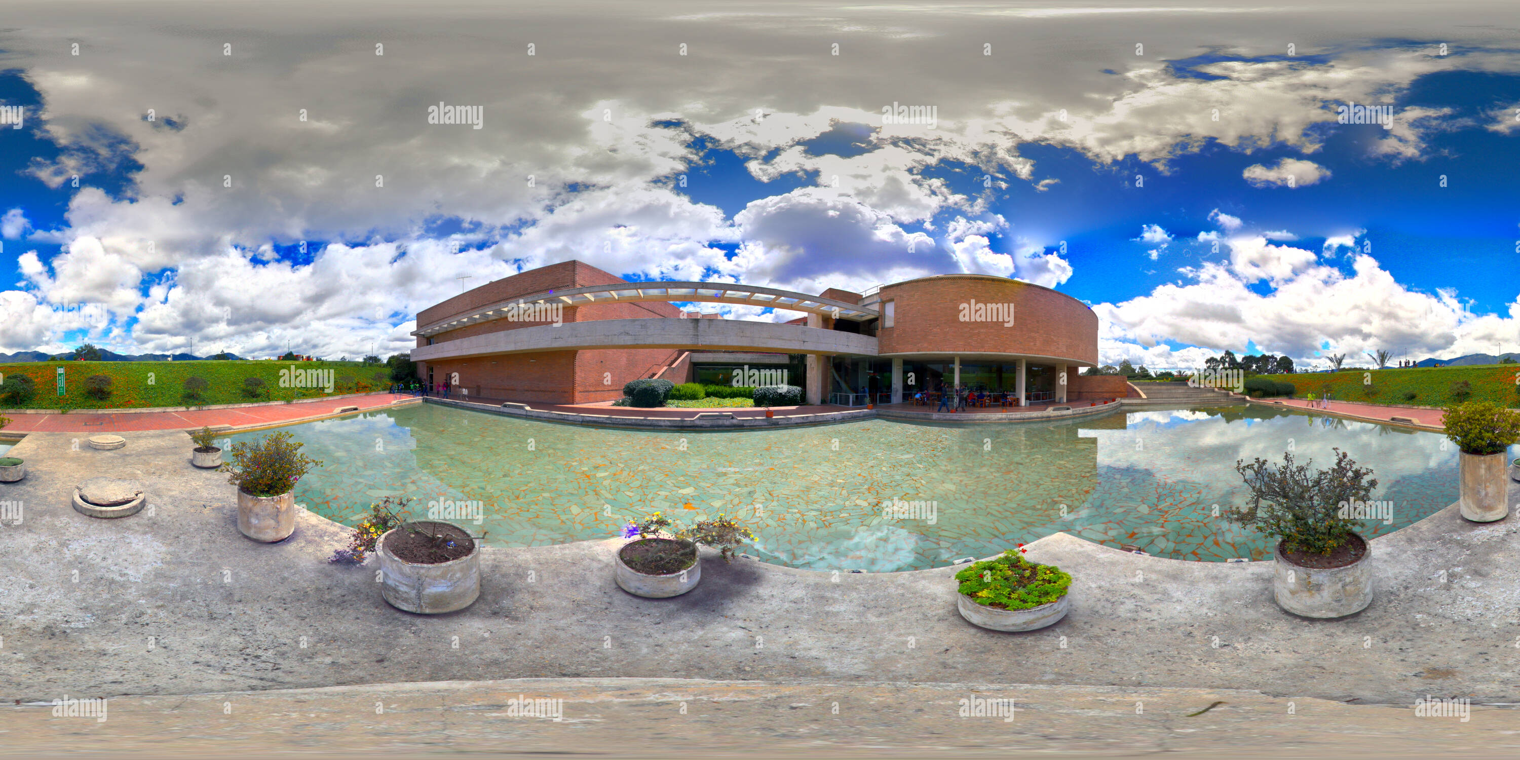 Biblioteca publica virgilio barco hi-res stock photography and images ...