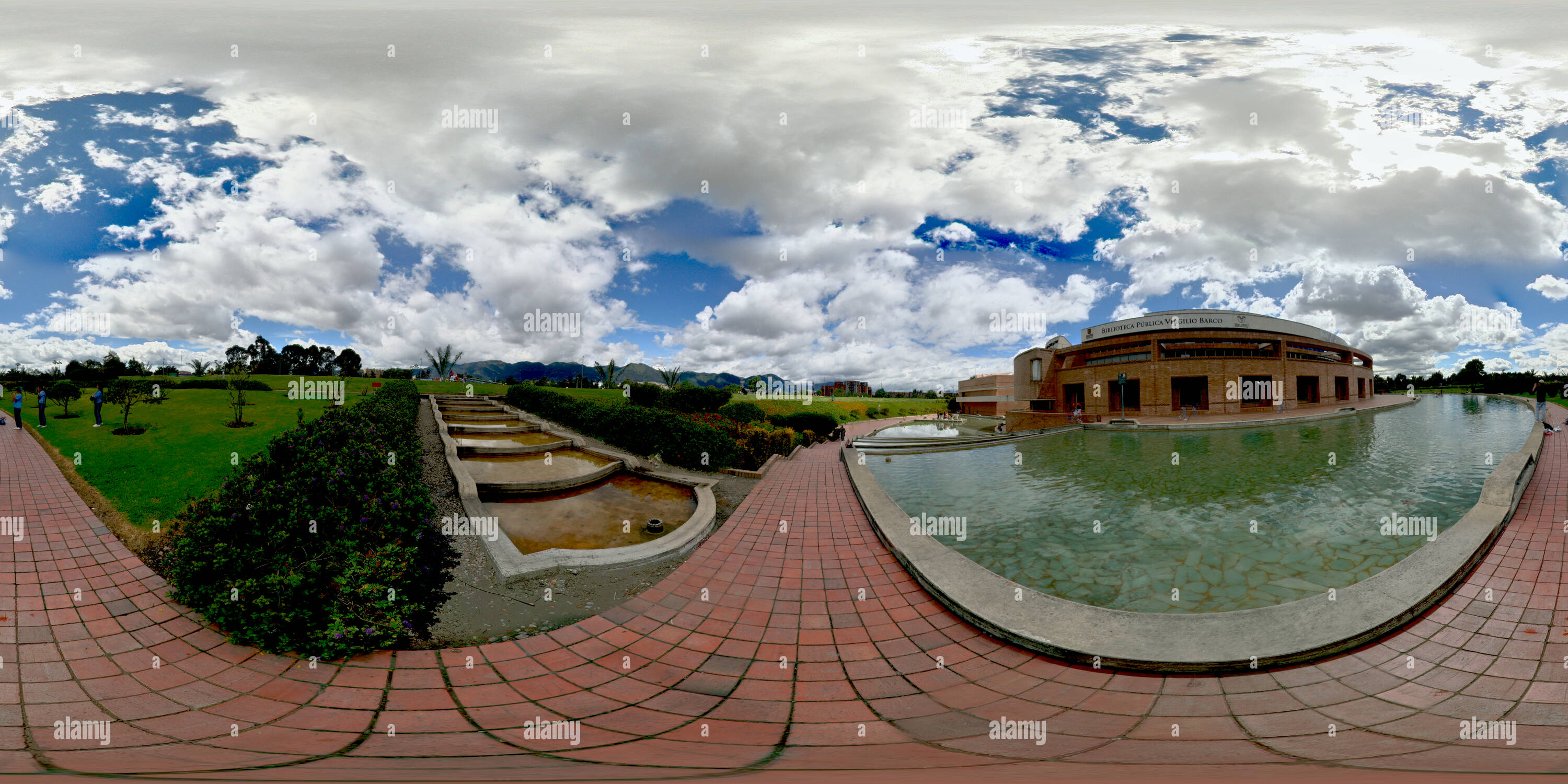 Biblioteca publica virgilio barco hi-res stock photography and images ...