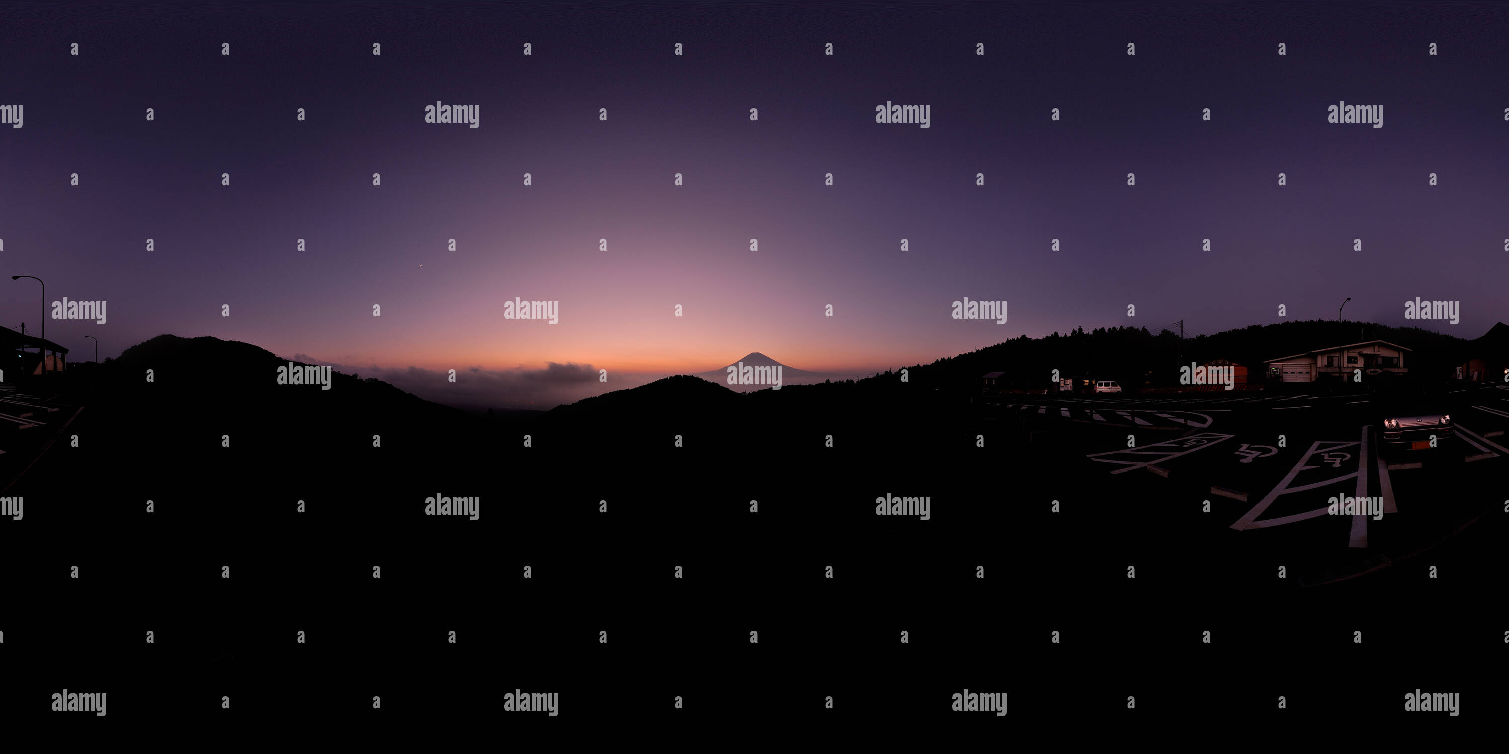 Hakone skyline hi-res stock photography and images - Alamy