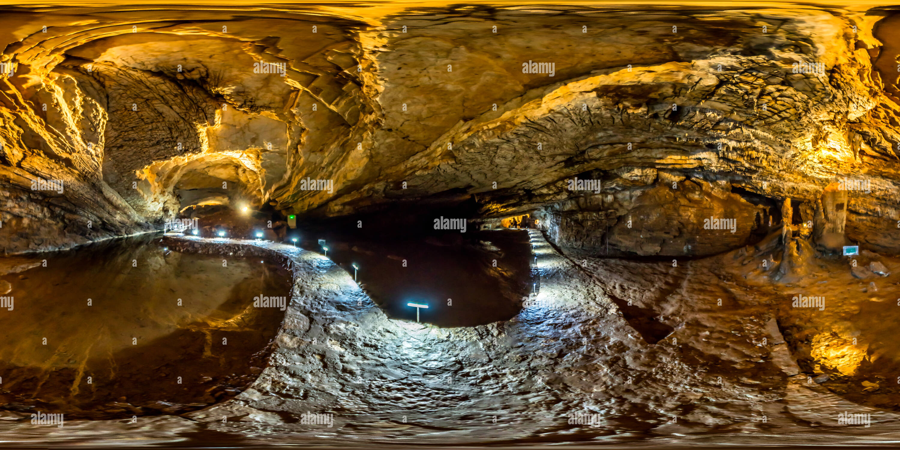 Vjetrenica cave hi-res stock photography and images - Alamy
