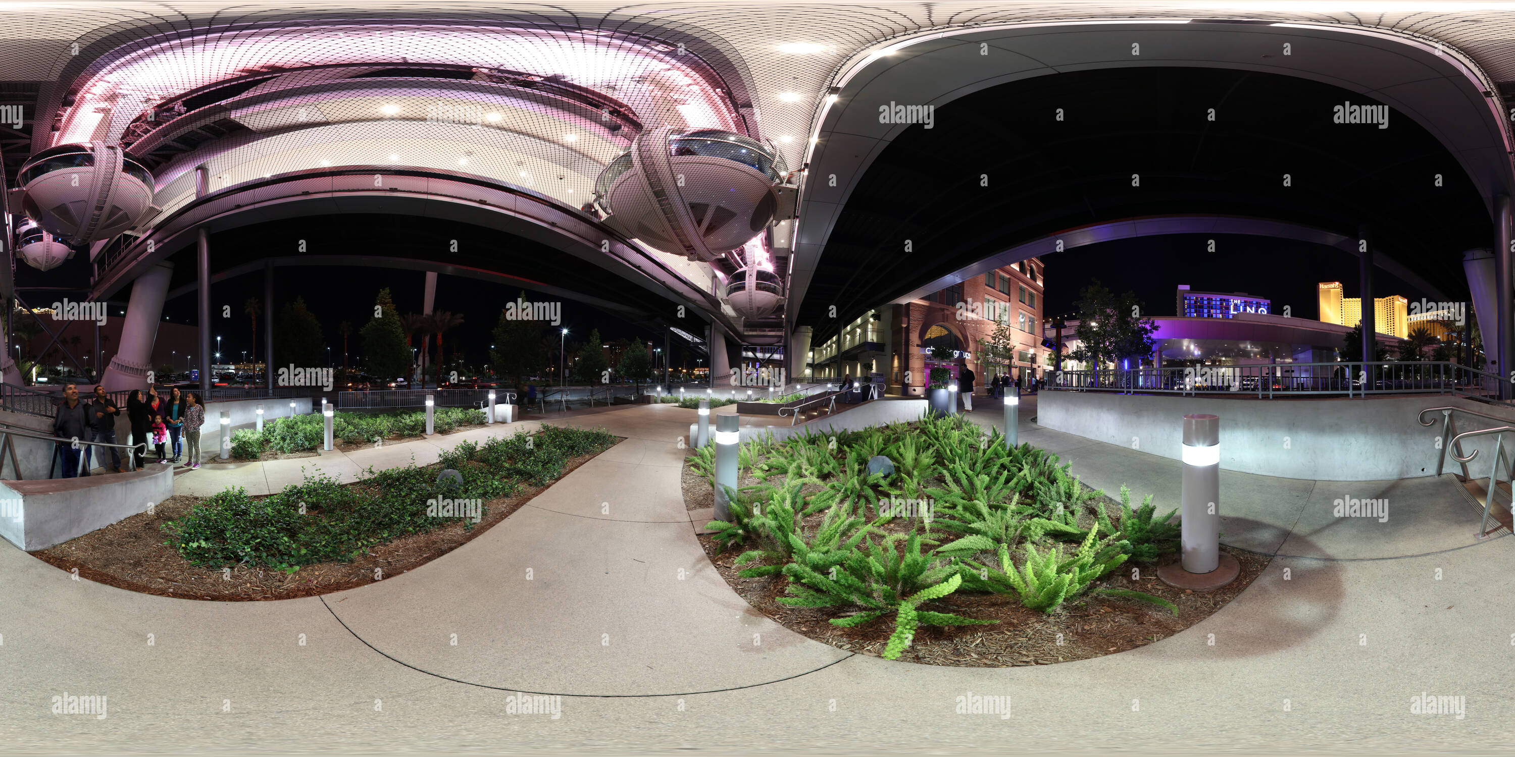 360° view of The High Roller on the Strip - Alamy