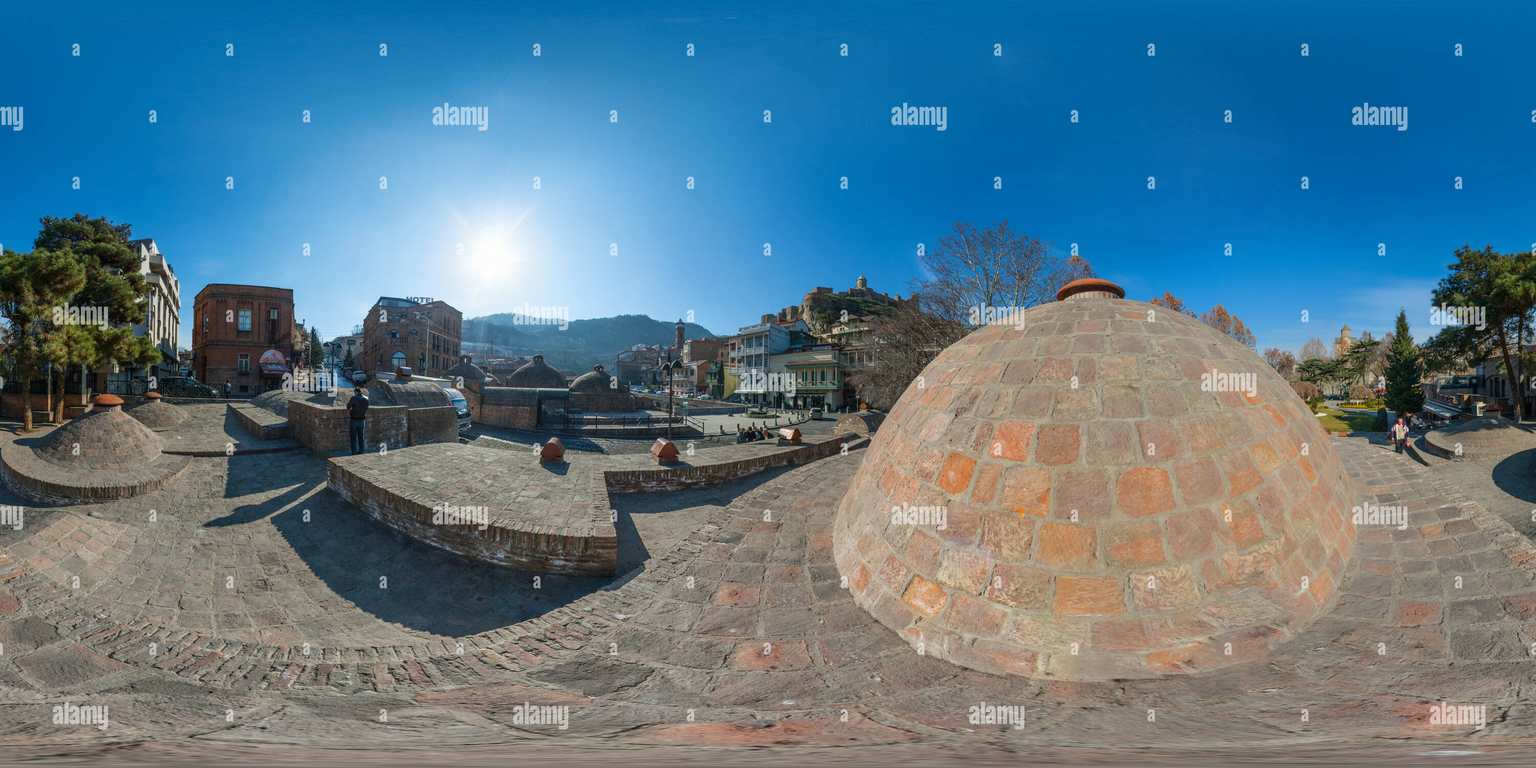 360° view of 03 Cube Equi - Alamy