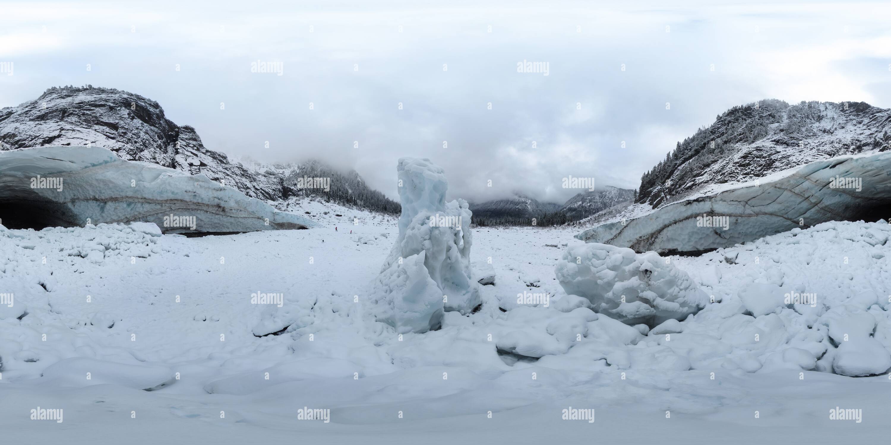 360° view of Big Four Ice Caves (exterior) [2] - Alamy