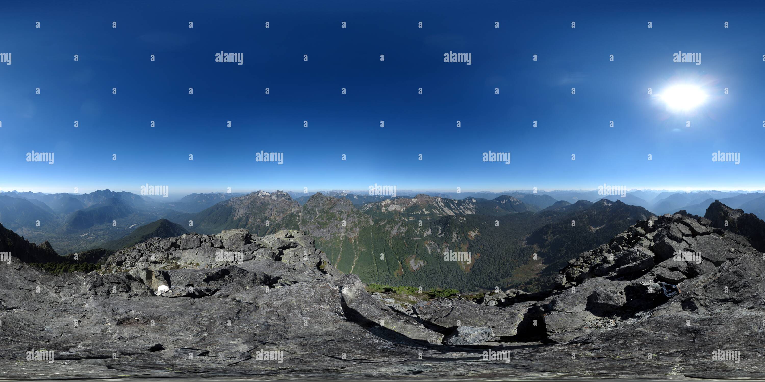 360° view of Baring Mountain (6125'/1867m) summit - Alamy