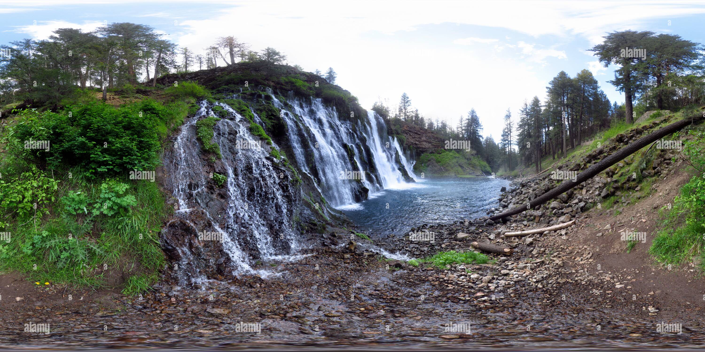 360° view of Burney Falls [1] - Alamy