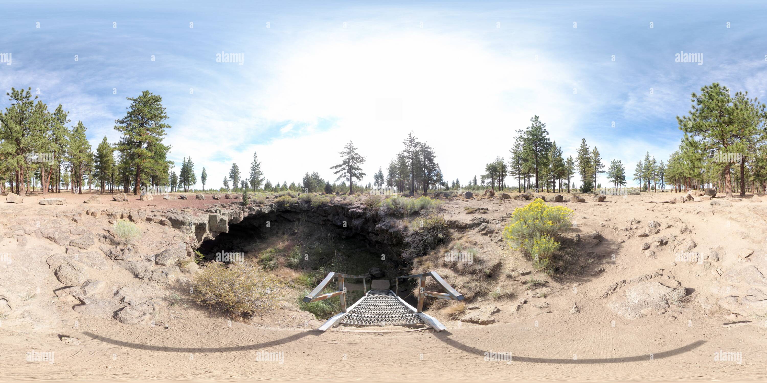 360° view of Skeleton Cave entrance - Alamy