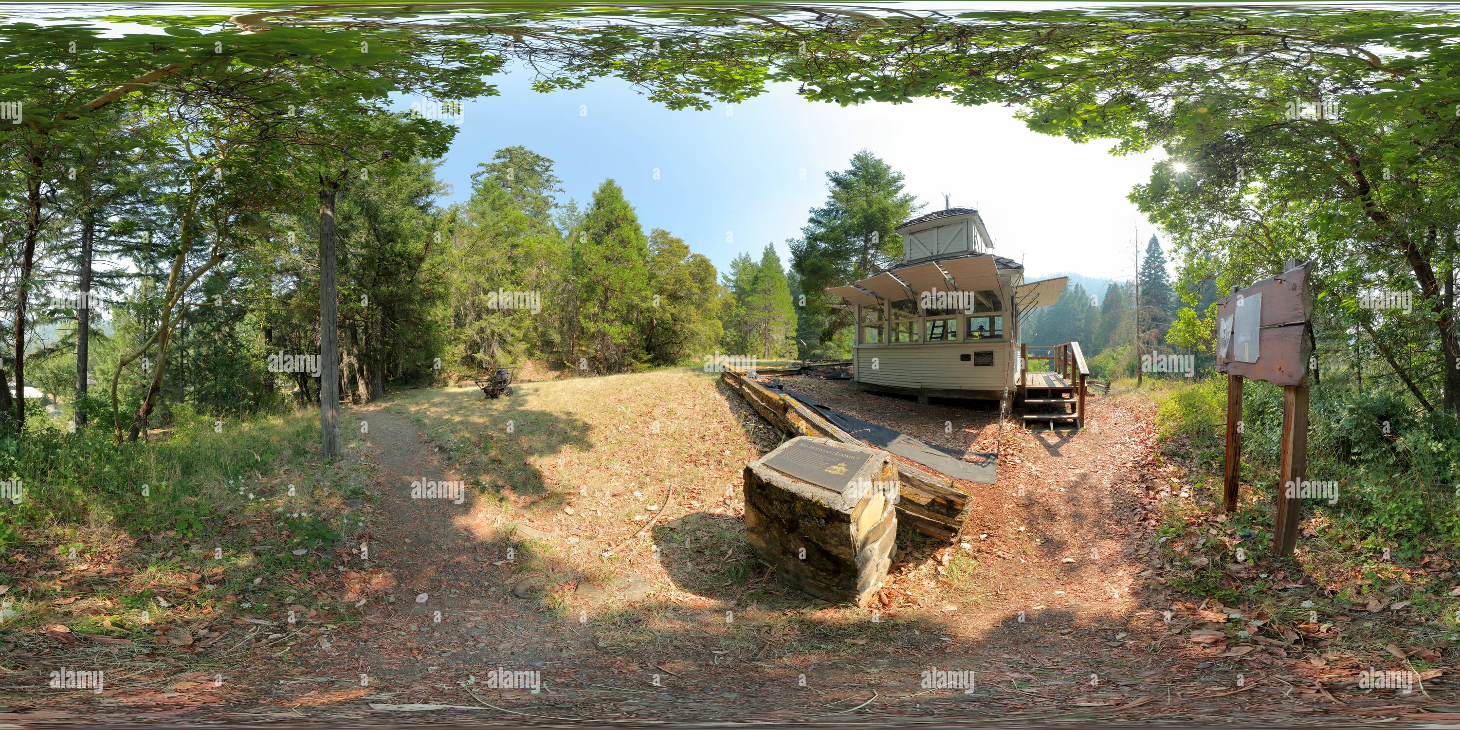 360° view of Red Mountain fire lookout - Alamy