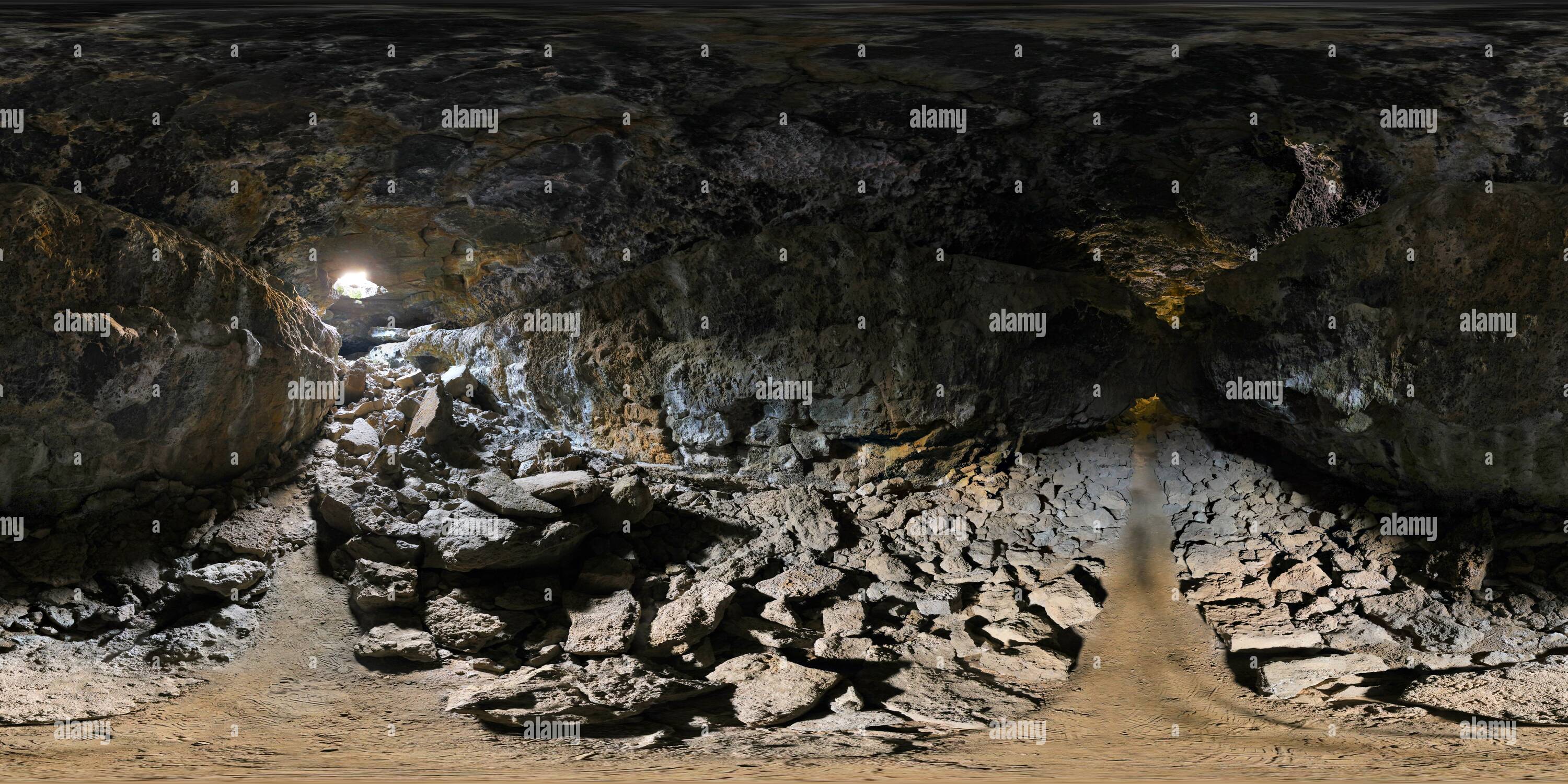 360° view of LBNM: Balcony Cave [2] - Alamy