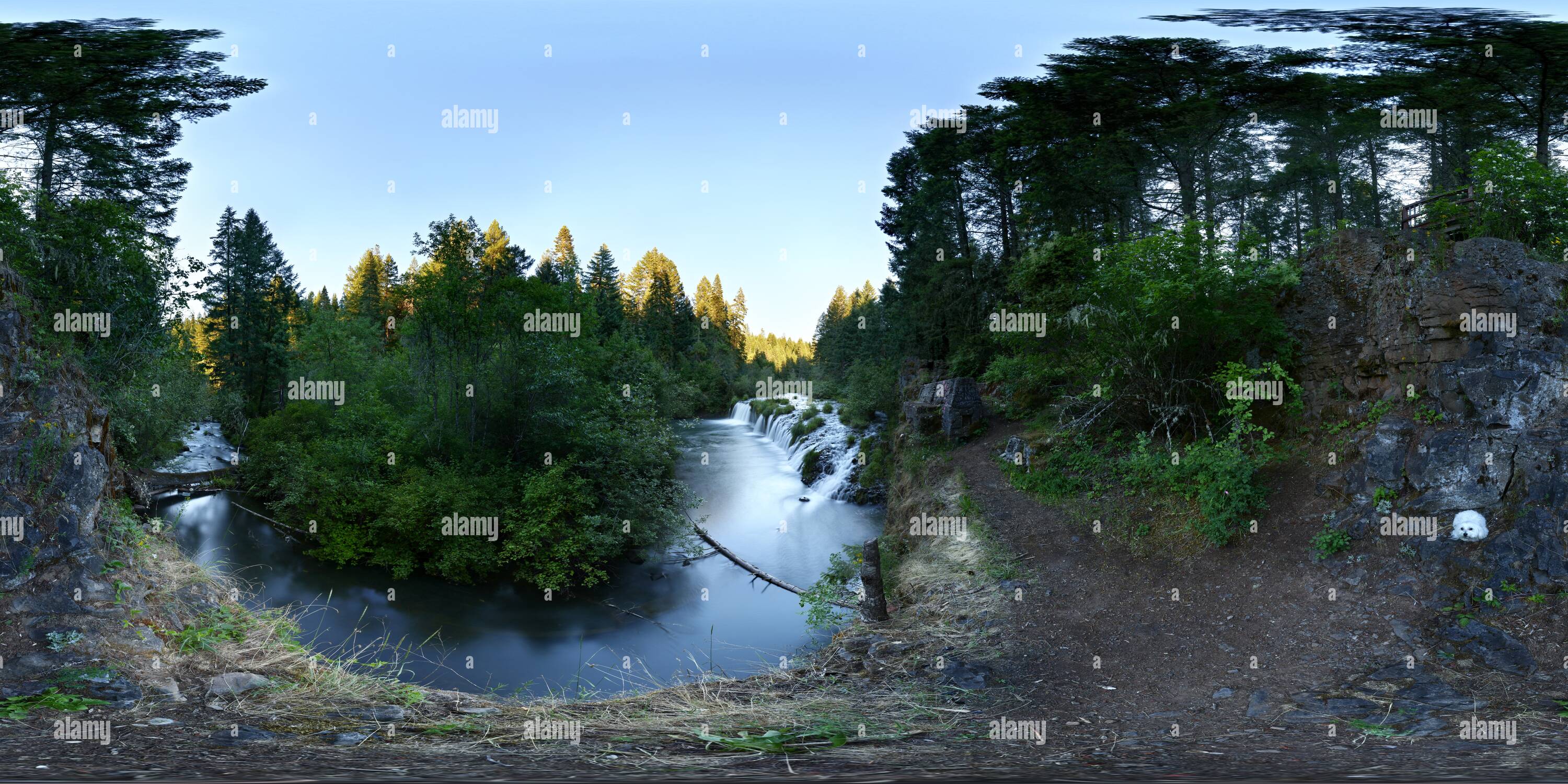 360° view of Butte Falls [2] - Alamy